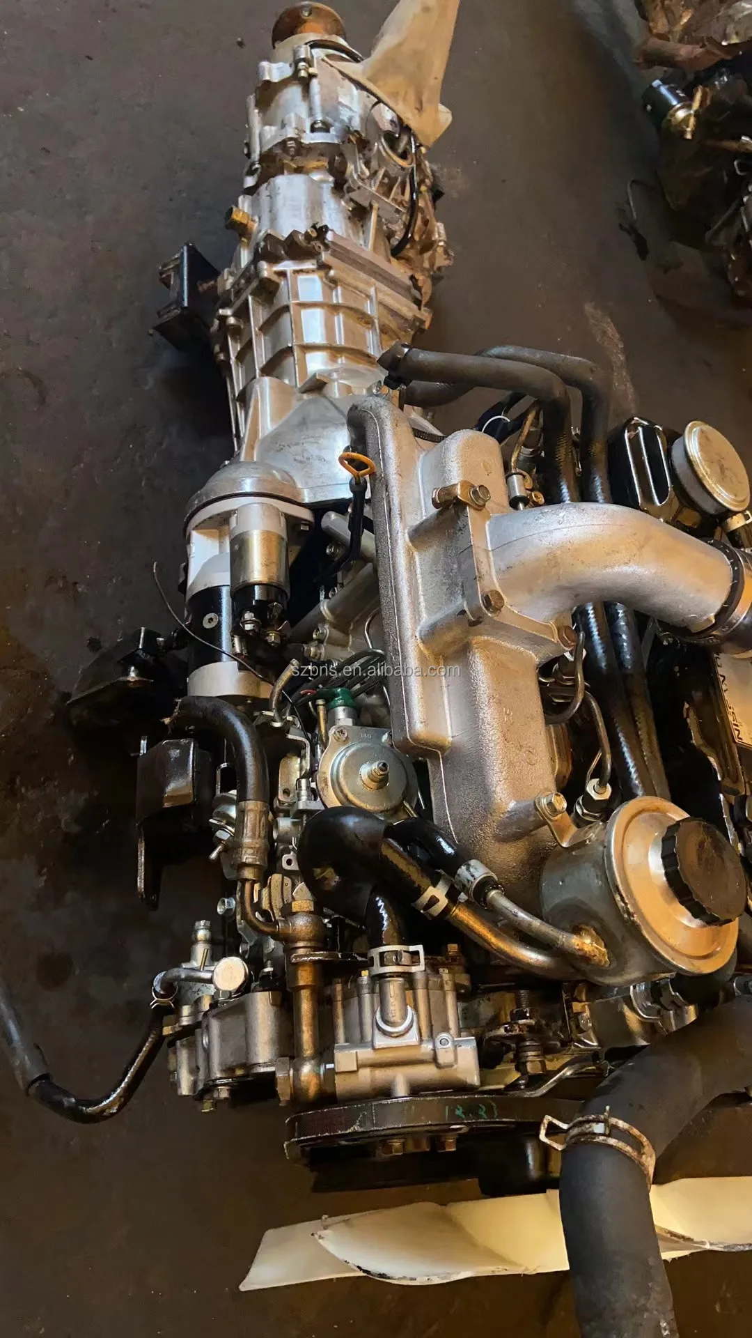 Used Minibus Pickup Truck Qd32t Engine Mechanical Fuel Pump Qd32 Diesel ...