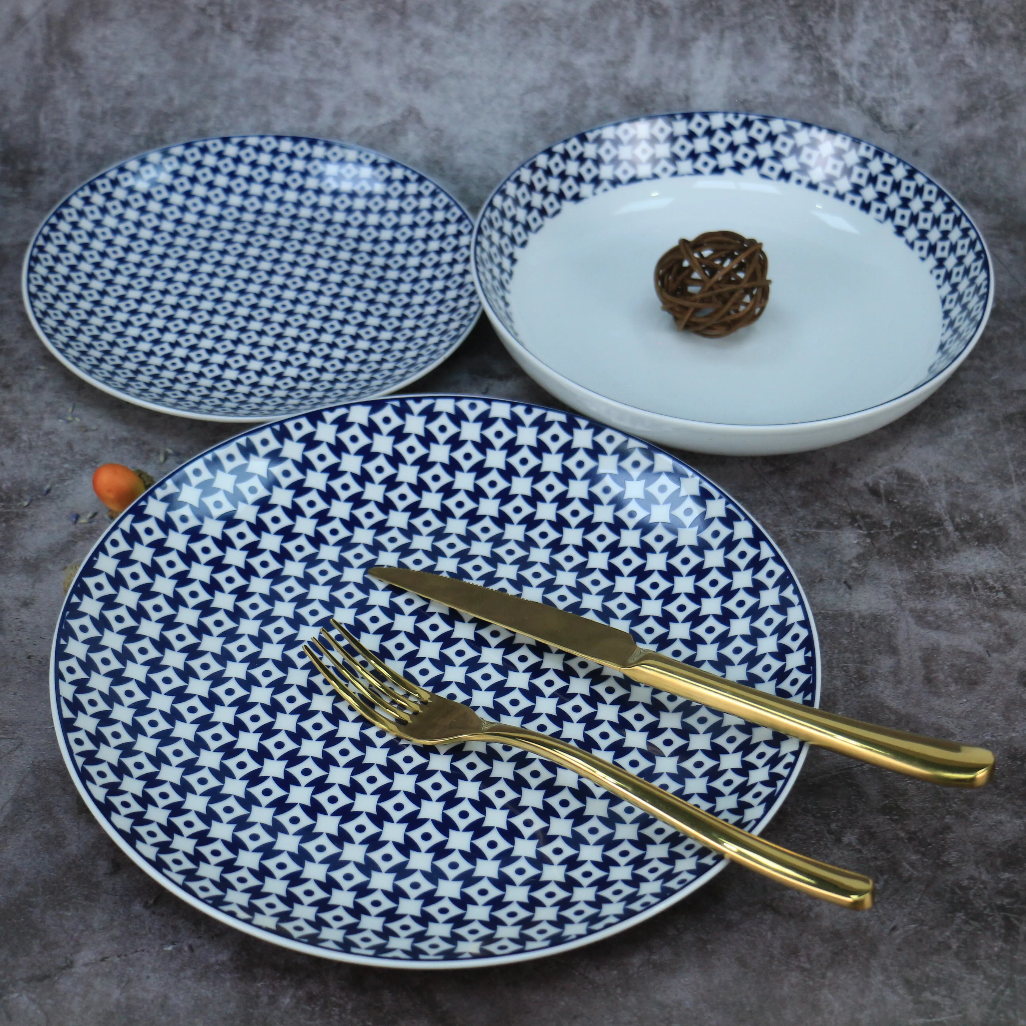 18pcs Pad Printing Dinner Set - Fashionable Ceramic Plates