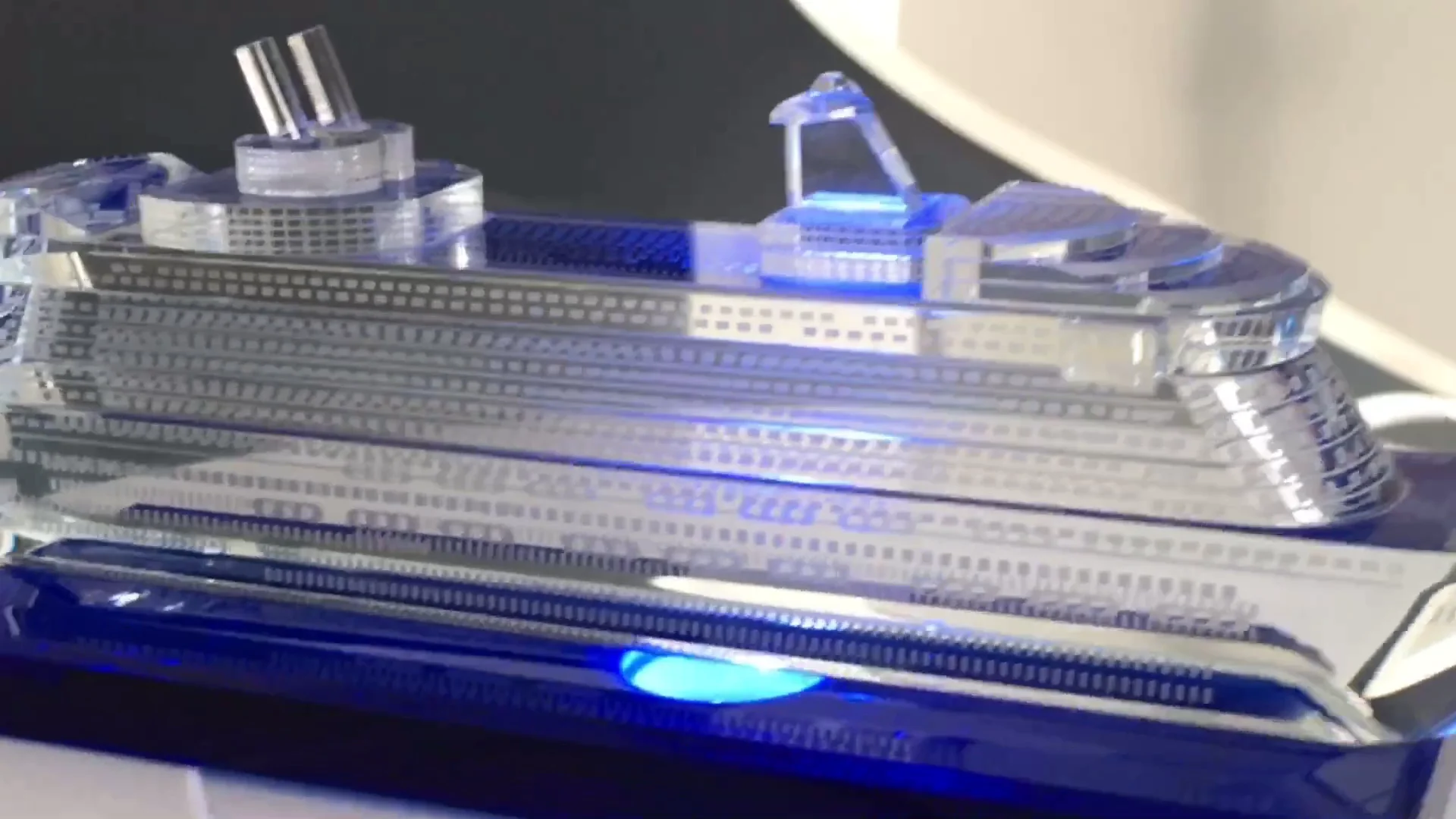 Luxury Yacht Model Crystal Cruise Ship Model For Souvenir T Buy Crystal Ship Model3d Glass