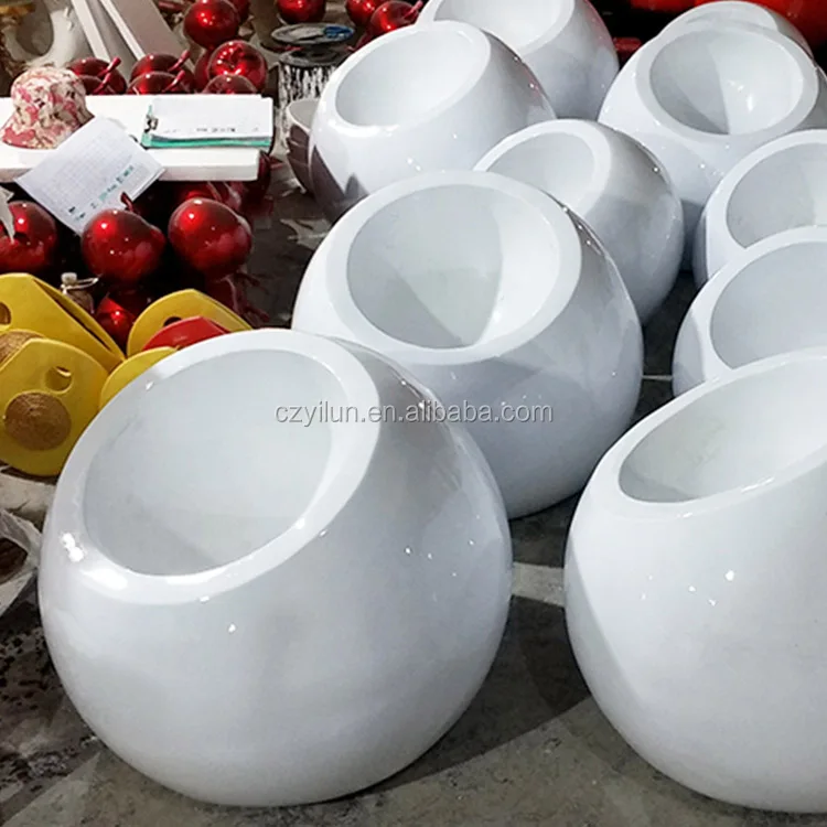 Garden Fiberglass Shopping Mall Round Ball Shape Planters Waterproof ...