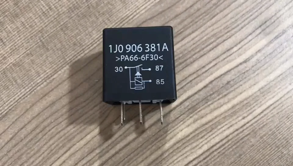 Audi A3 Vw 골프 1j0906381a 를 위한 Ecu 연료 펌프 릴레이 - Buy 액세서리 전원 릴레이,1j0 906 ...