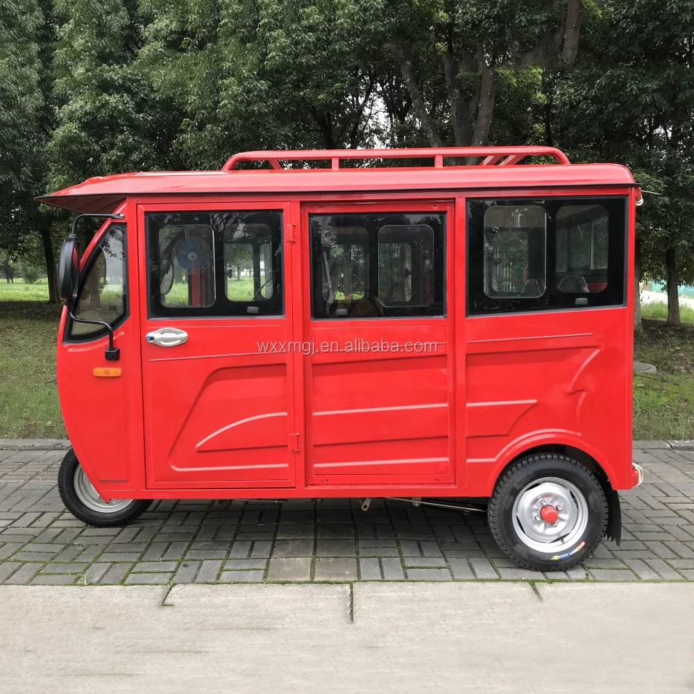 CMOTO 3-Wheel Rickshaw Tricycle with Bajaj Engine Power
