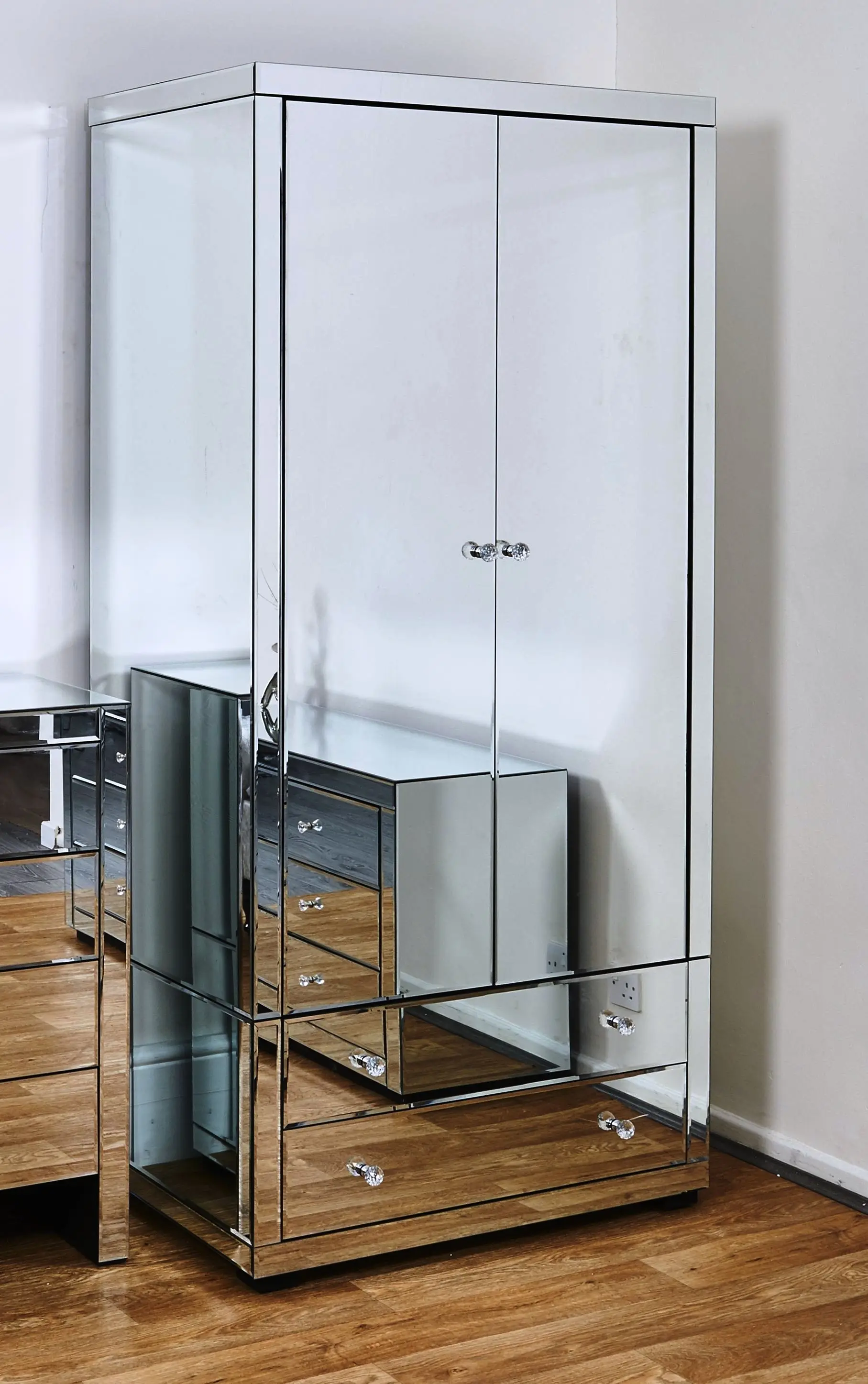 Modern Crushed Diamond Silver Mirrored Wardrobe - Luxury 4 Drawer ...