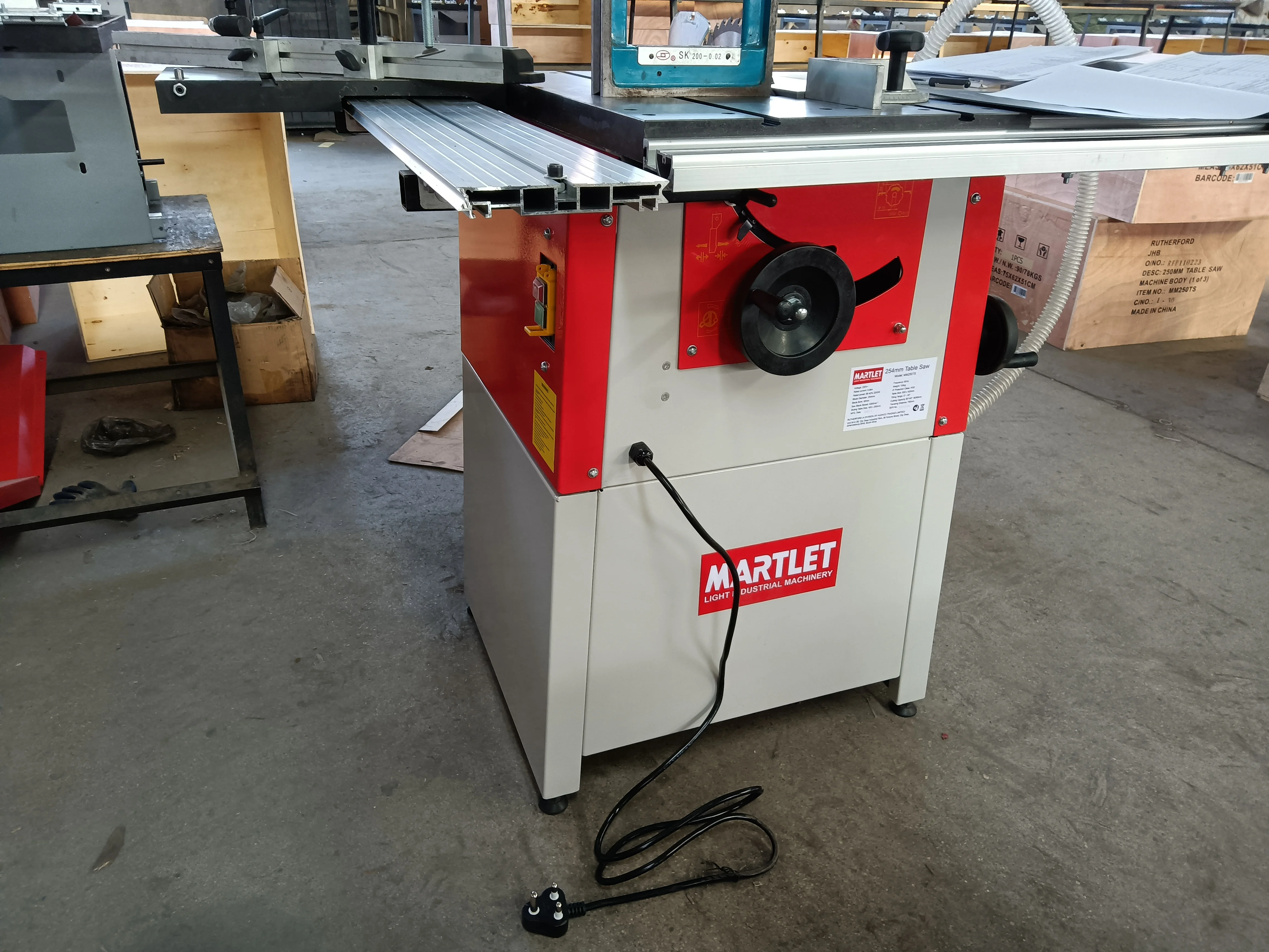 Portable 10'' Table Saw - Easy Wood Cutting Solutions