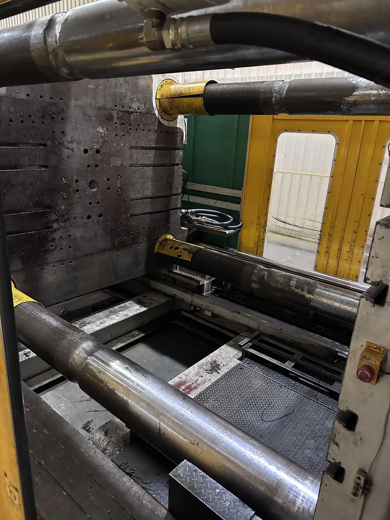 Factory Price Chen Hsong Sm Series Horizontal Injection Molding Machine ...