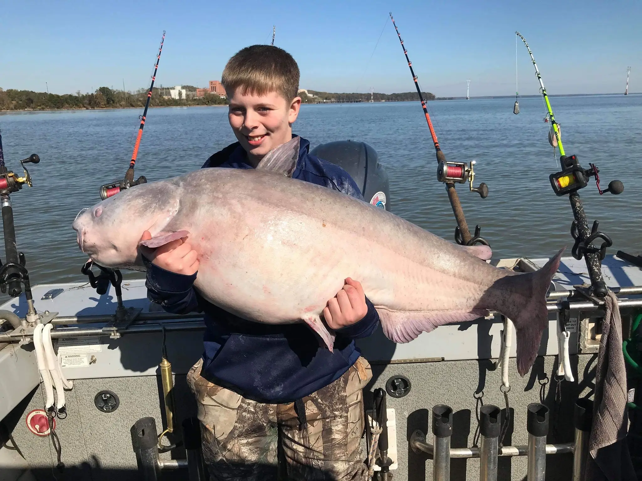 Tomyo 12ft 2sections Big Catfish Boat Fishing Rods for Long Casting