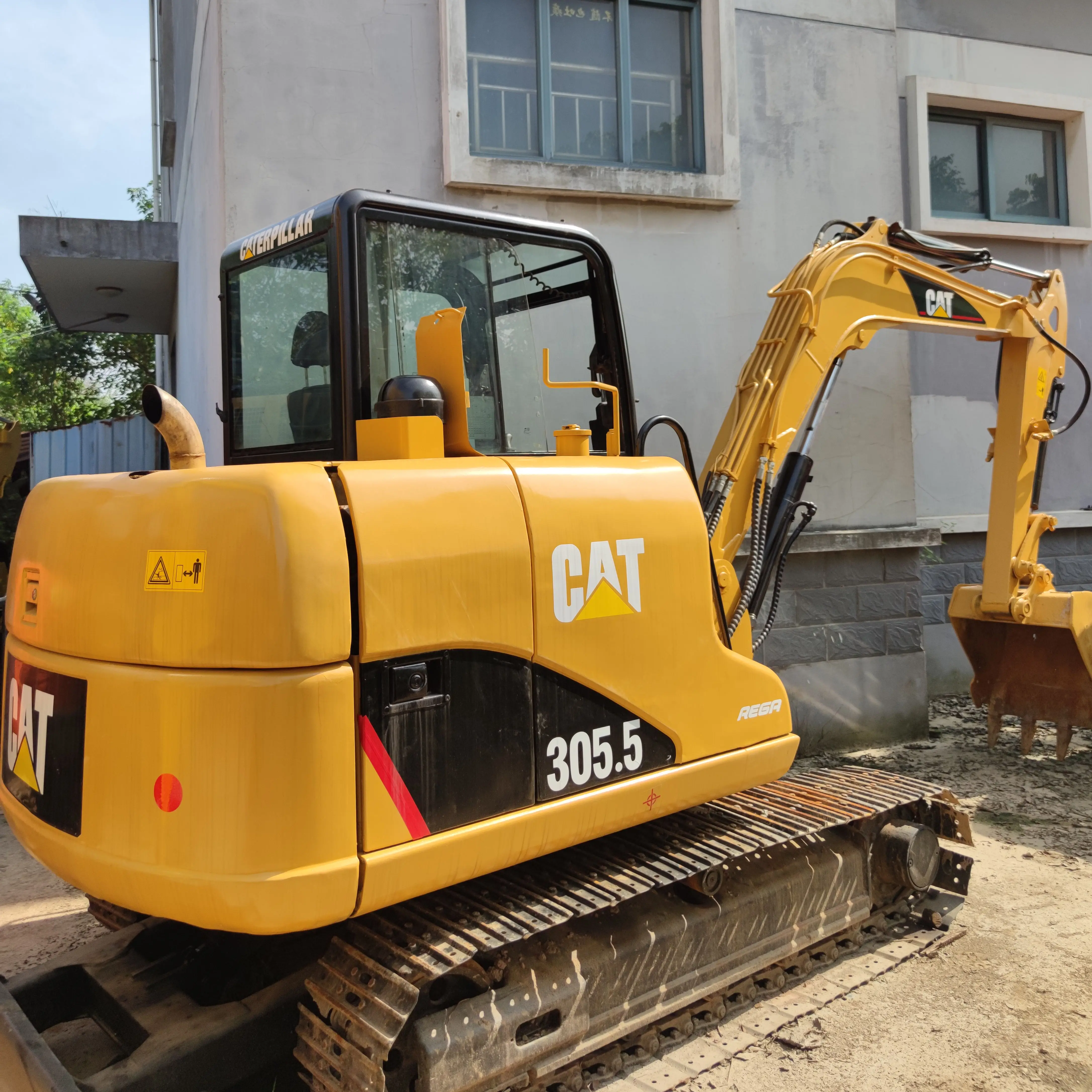 Used Cat 305.5 Excavator 2015 Model with Fully Hydraulic System, Low ...