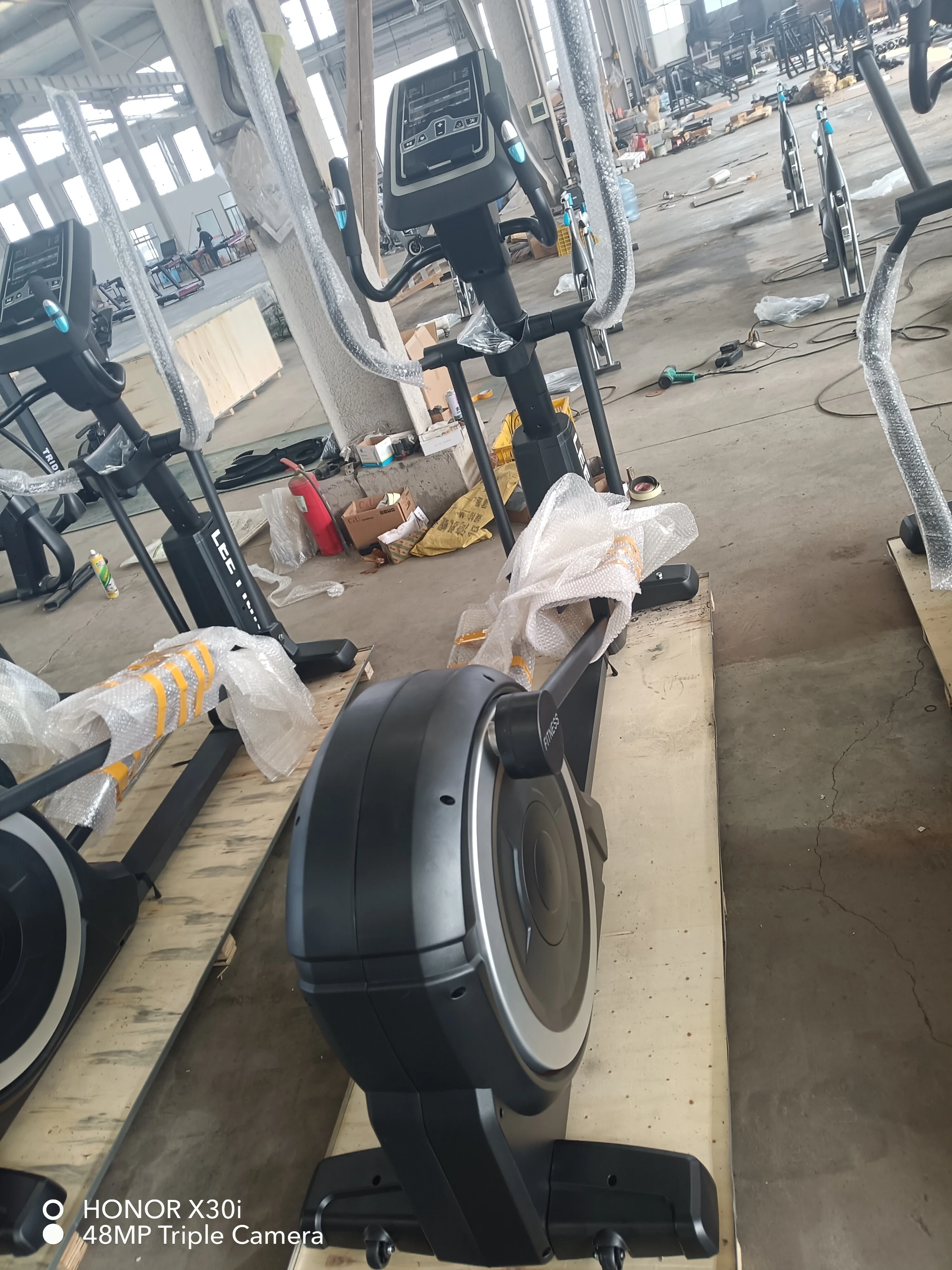 Cardio Equipment Air Elliptical Machine Cross Trainer Elliptical ...