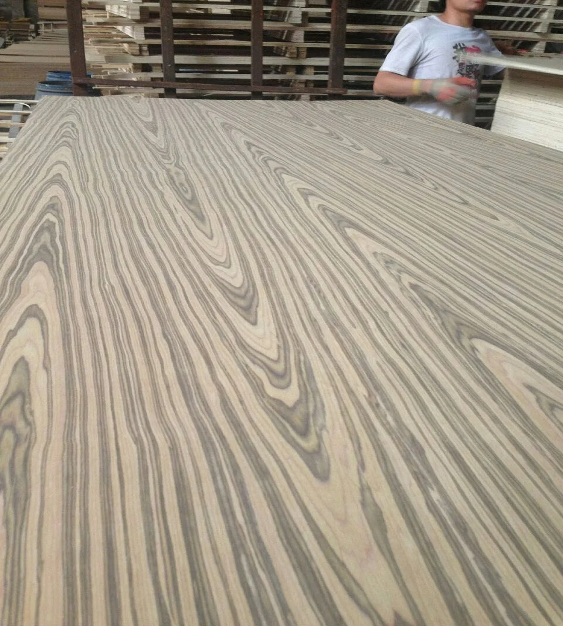 Recon/engineered Teak Veneer Face Plywood For Cabinet - Buy Okoume ...