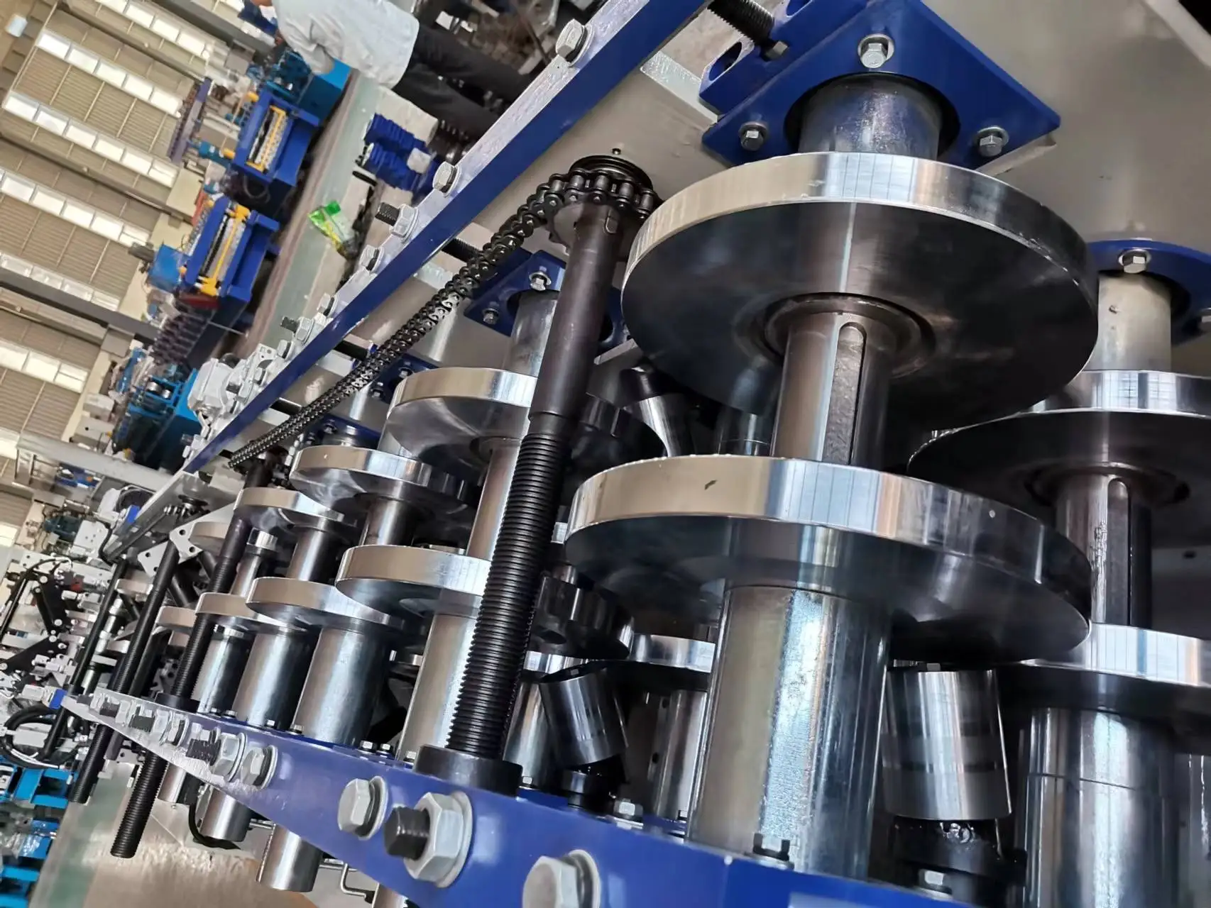 Automation Remote Control Steel Frame Roof Truss C Z Purline Making ...