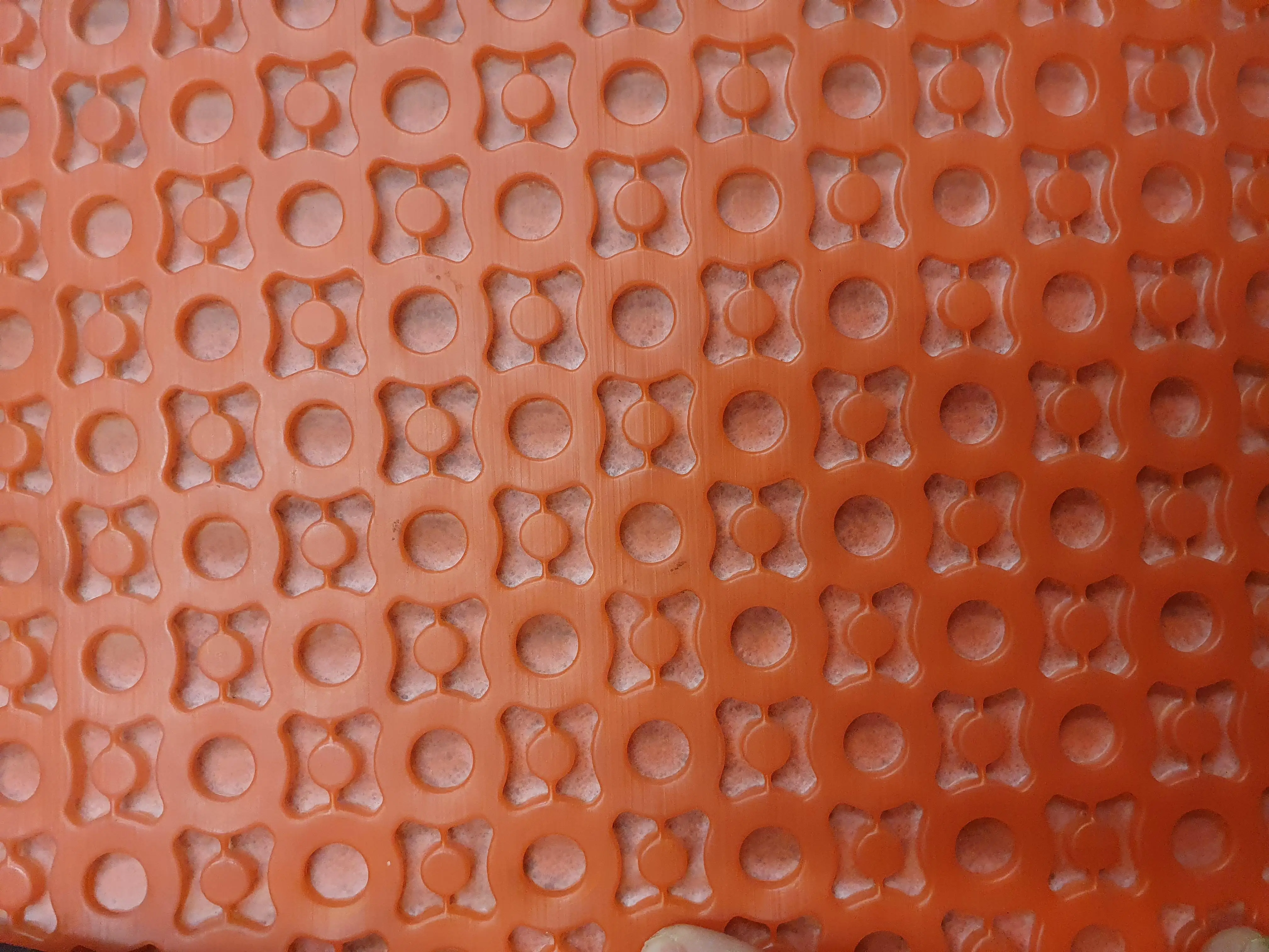 Waterproof Uncoupling Mat - Prevent Cracks & Moisture