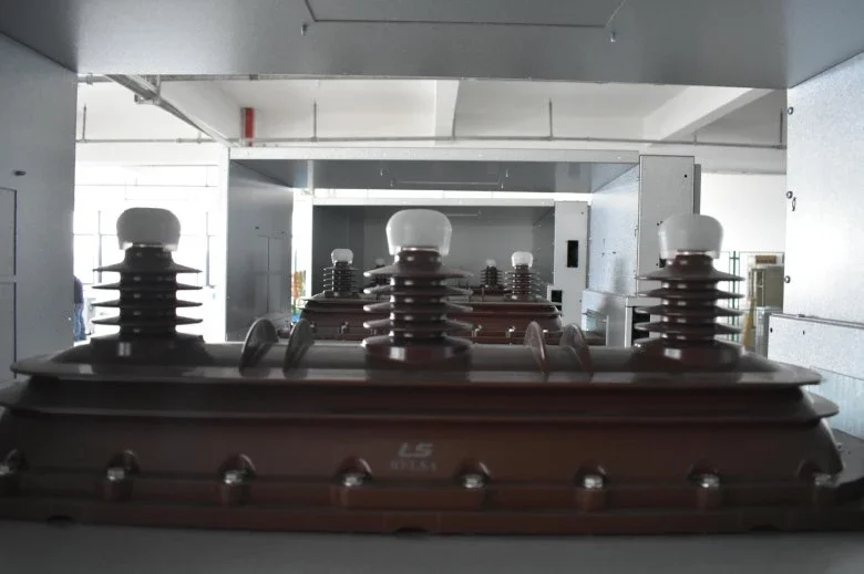 Medium Voltage Switchboard - Metal Enclosed RMU 20KV-24KV