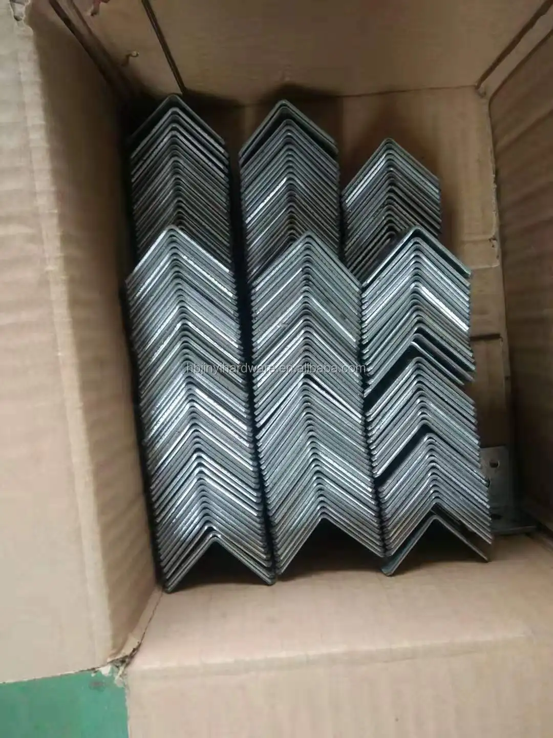 Galvanized L-Shaped Metal Angle Steel Bracket - ANSI Standard