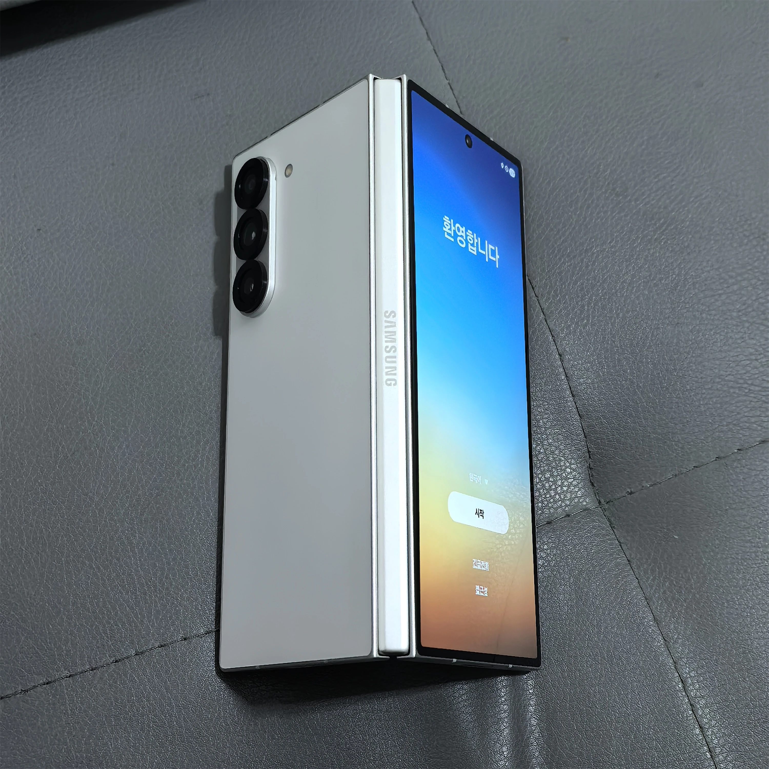 Is a Verizon Phone Unlocked? A 2026 Unlocking Guide
