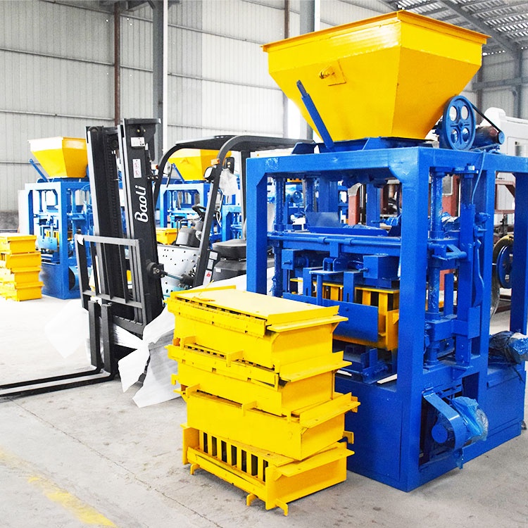 QTJ4-24 Concrete Block Molding Machine - Efficient & Durable