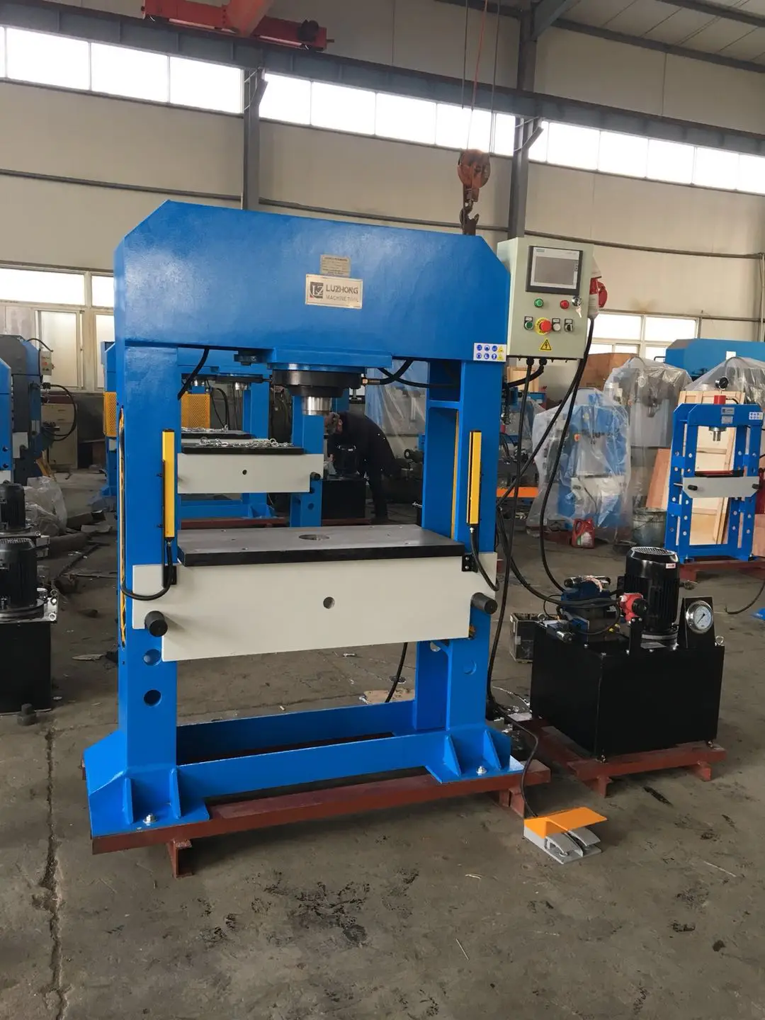 Electric Hydraulic Press Machine HP-100 100 Ton - High Productivity