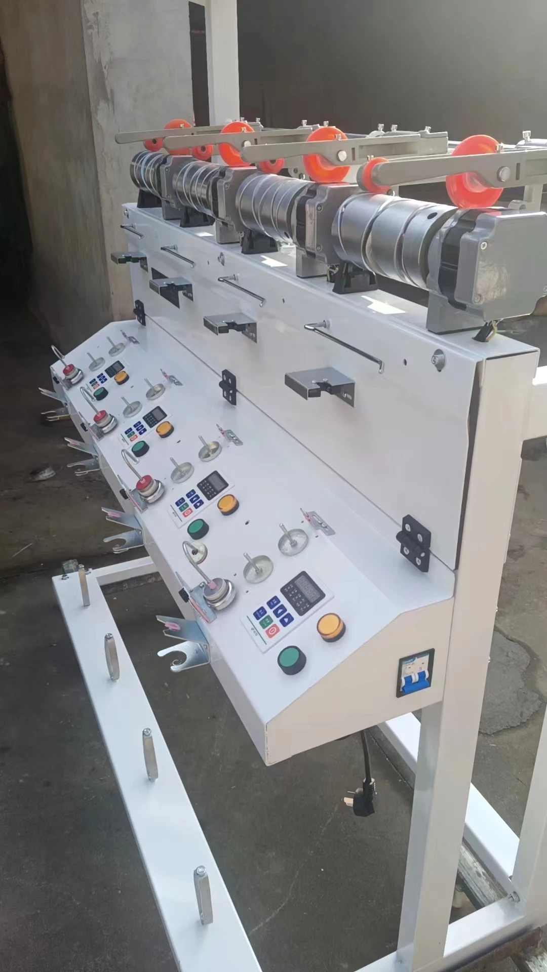 4Heads Yarn Rewind Machine Winding Machine 4 Cone Down4 Spindles Yarn ...