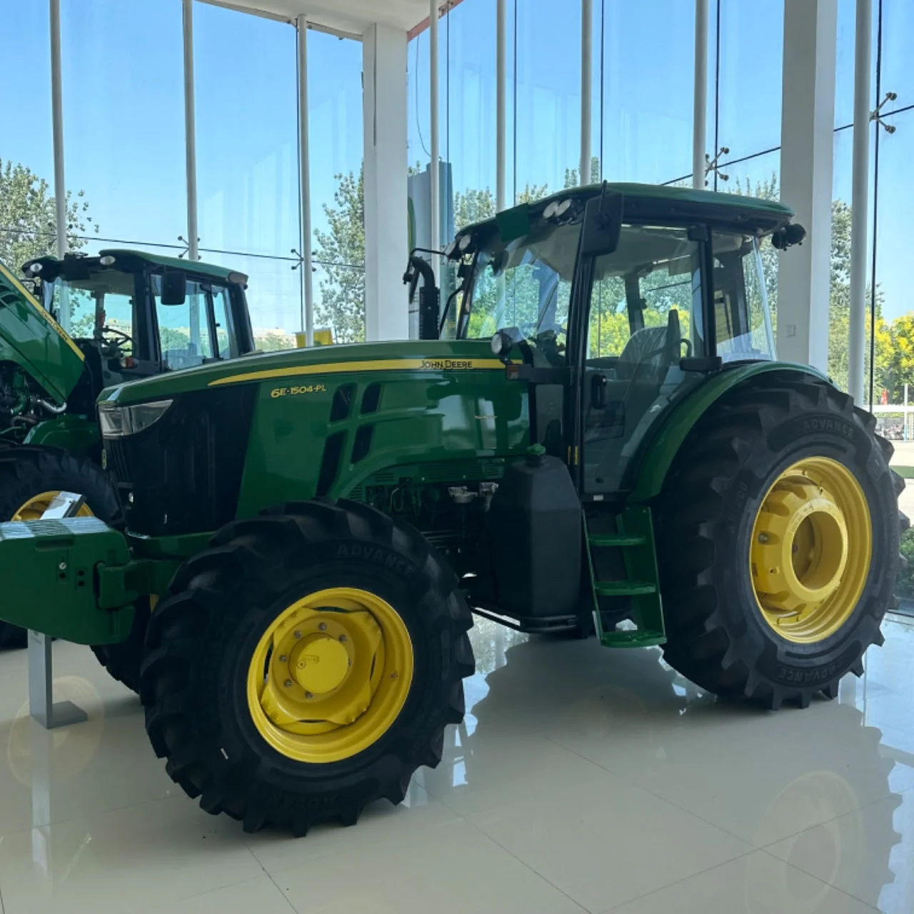 John Deere 150HP Tractors - Heavy Duty & Reliable Performance