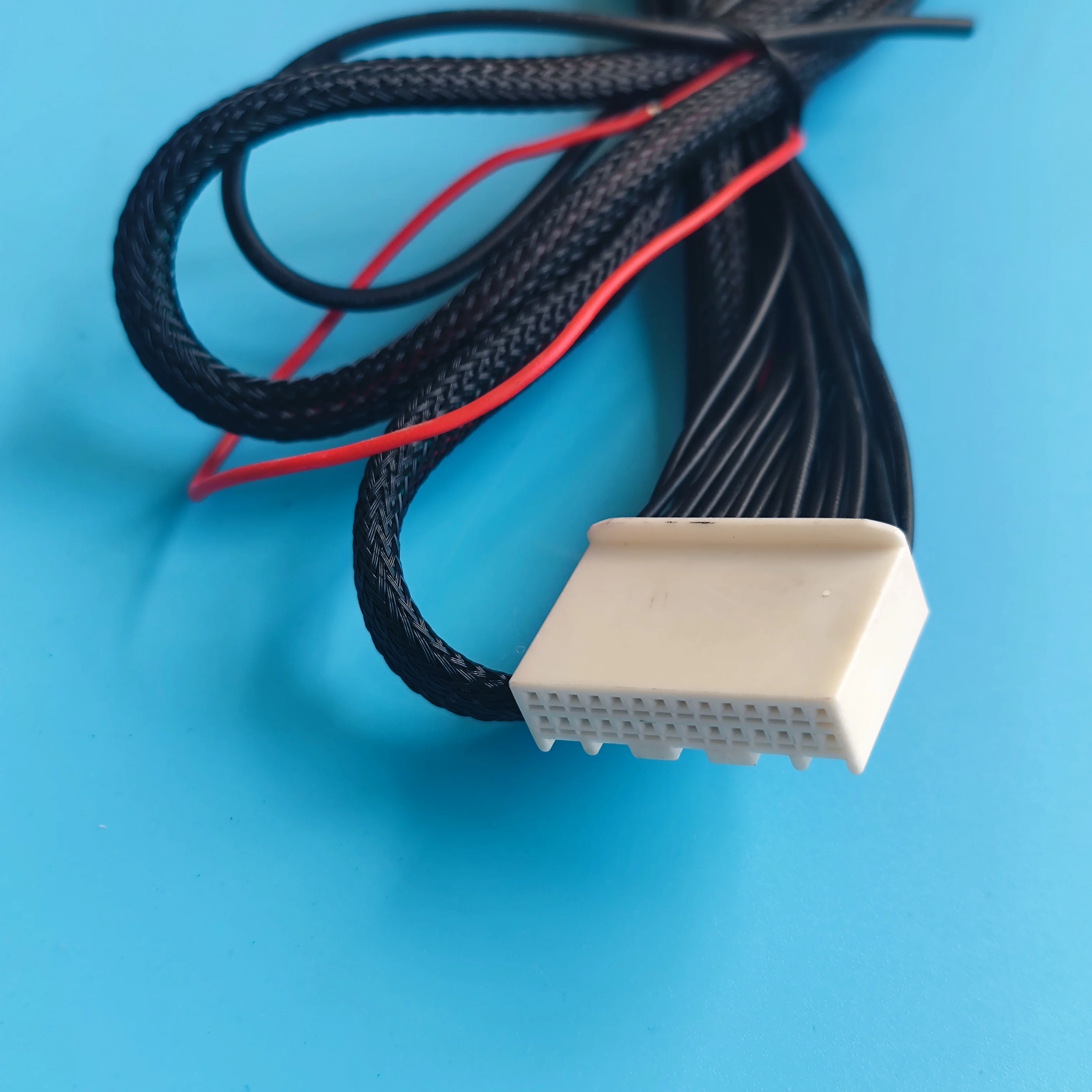 28 Pin Male to Female Automotive Radio ISO Wire Connector