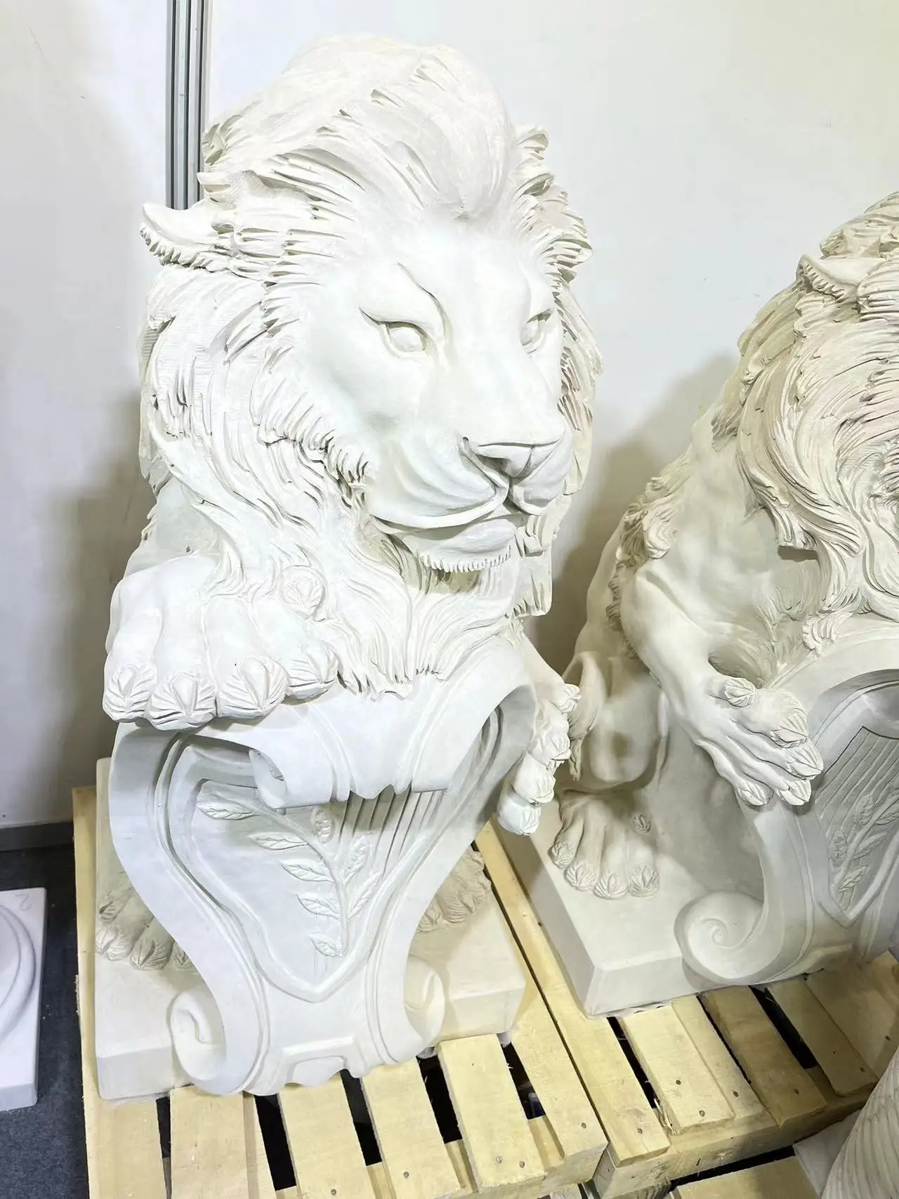 Garden Outdoor Natural Stone Animal Sculpture White Color Open Mouth ...