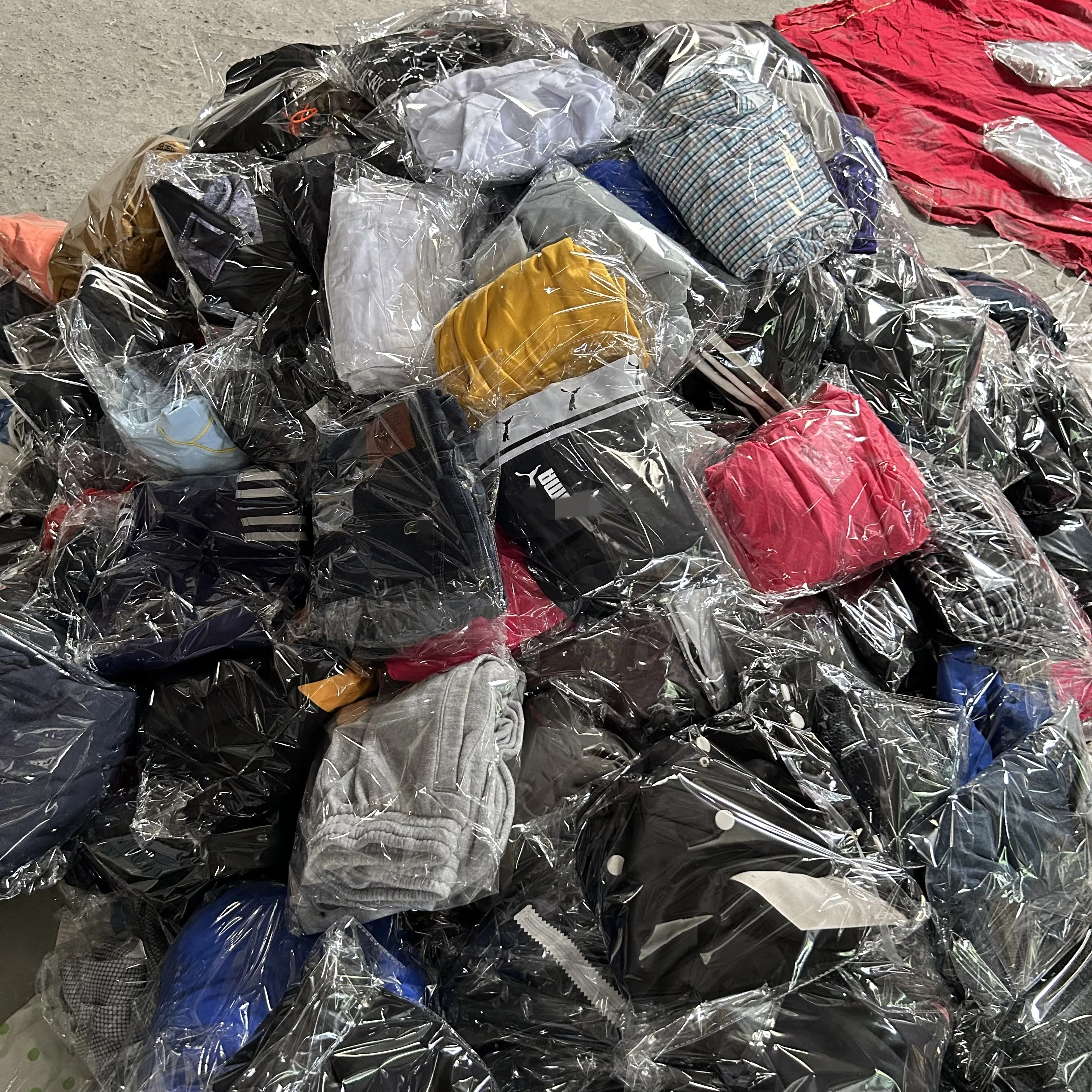C02 Used Brand Clothes in Bulk Cheap Wholesale Second Hand Clothing ...