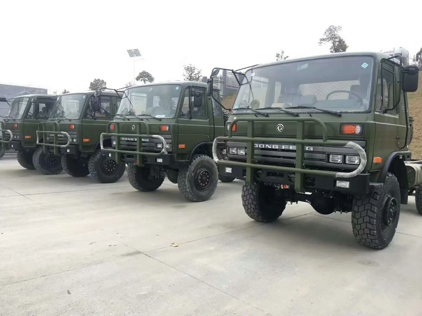 Dongfeng EQ2102 6x6 off-Road Vehicle - Reliable Performance