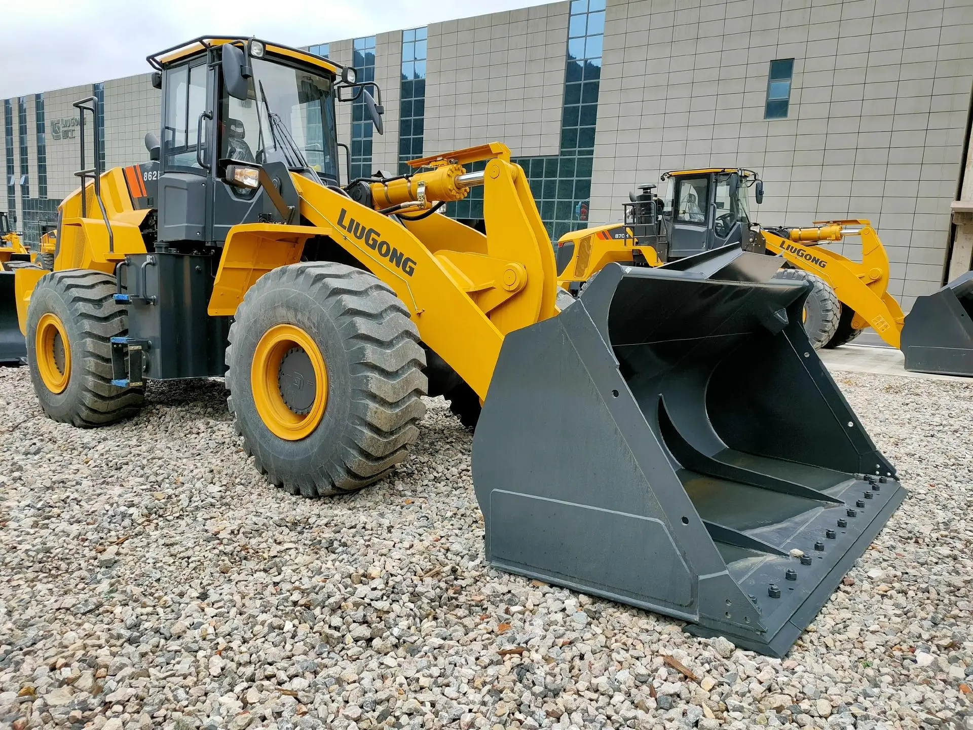 Cummins Engine Loader 865h: Unbeatable Loading Capacity,6.5 Ton Loader ...