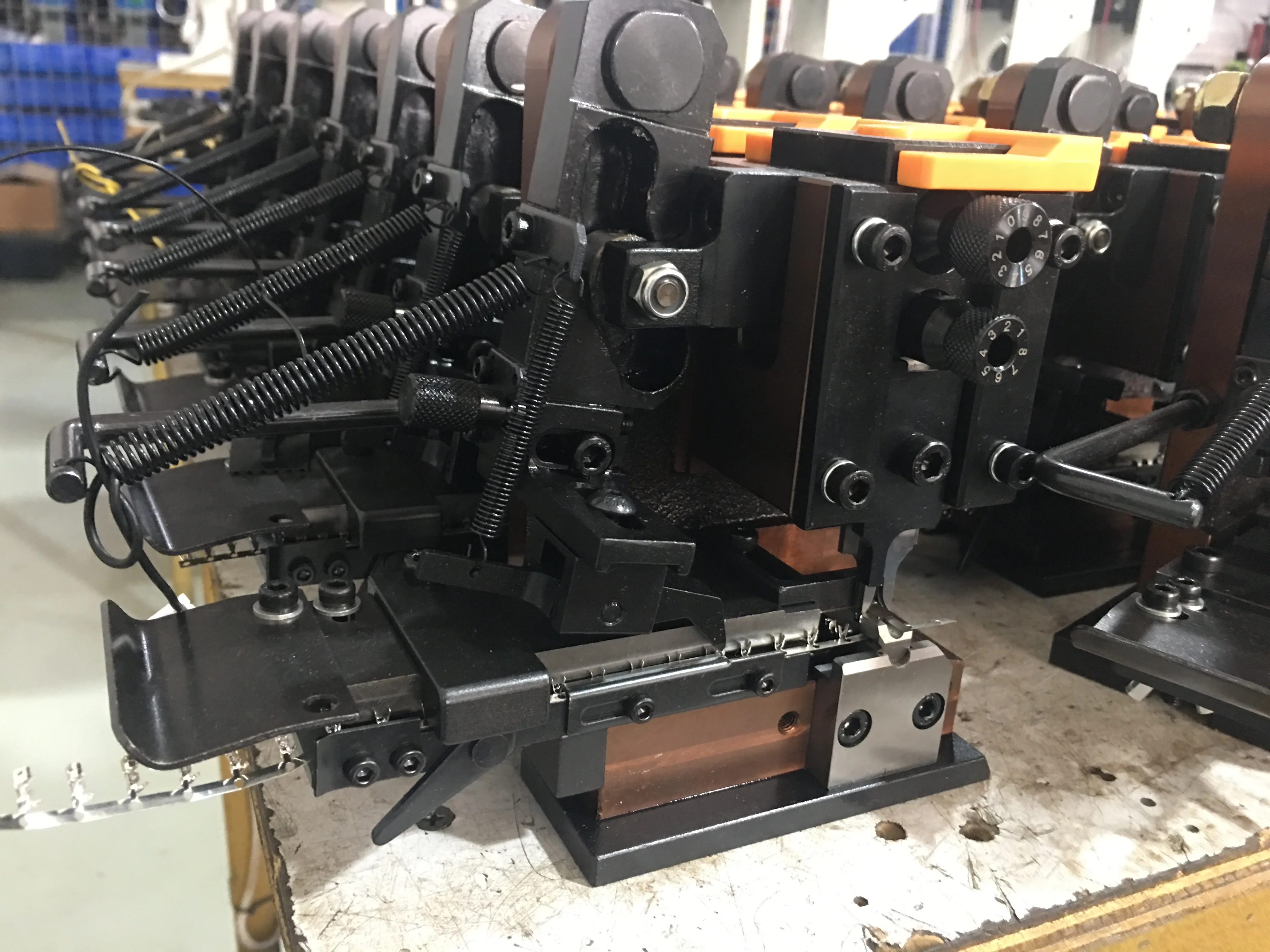 Hilong Terminal Crimping Die Set - Precision & Durability