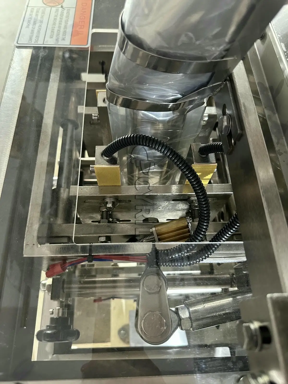 Soy Sauce Jelly Drink Vinegar Glue and Other Paste Packaging Machines ...