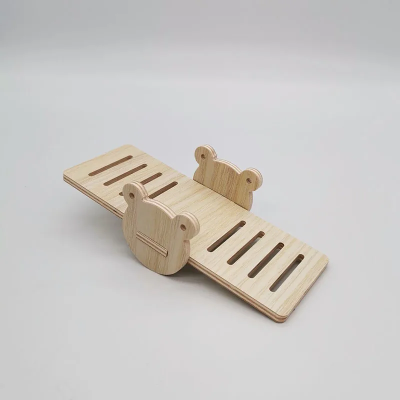 Wholesale Small Animal Supplies Solid Wood Hamster House with Swing ...