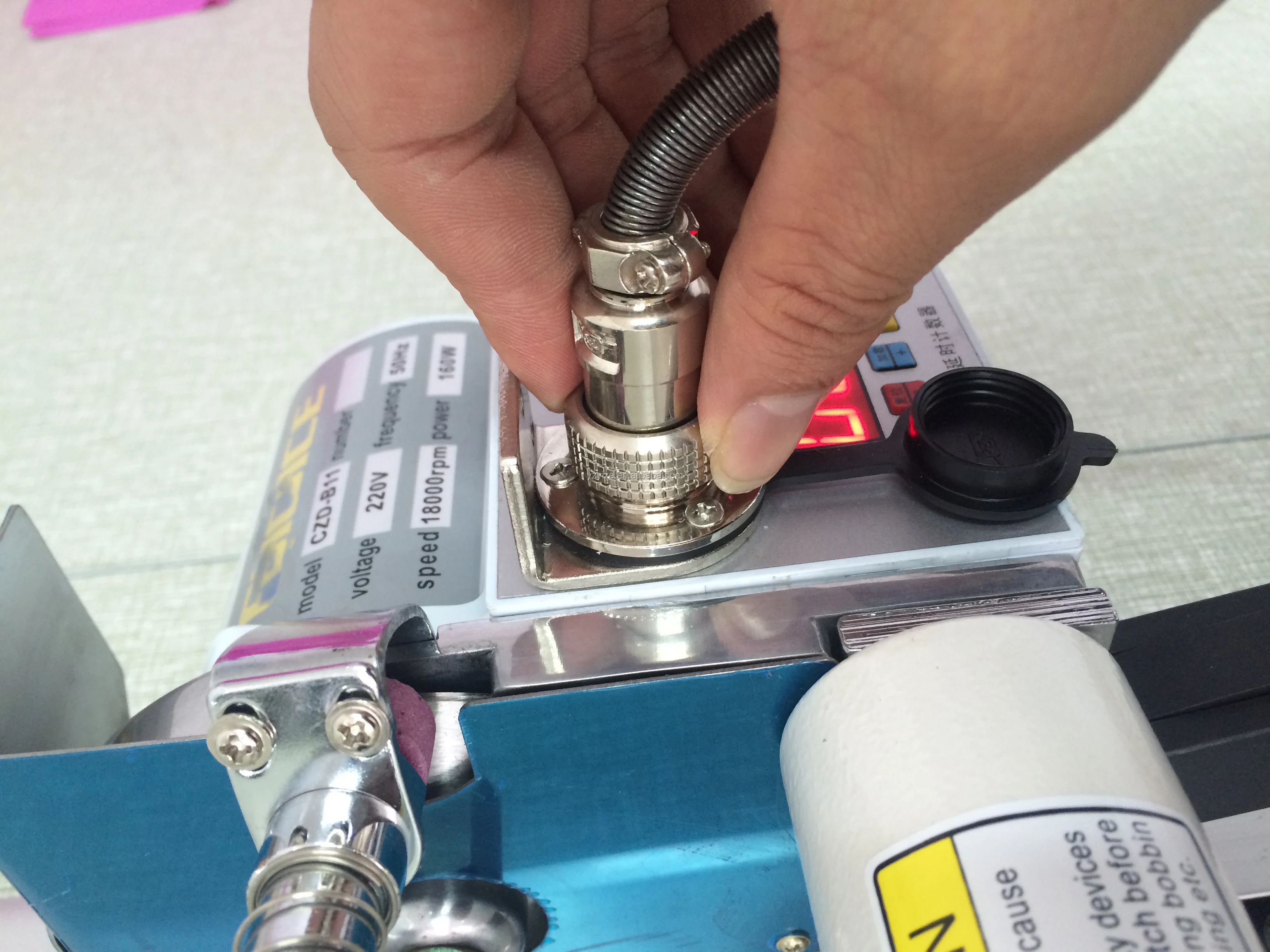 Electric Textile Fiber Clothes End Cutter - Precision Cutting