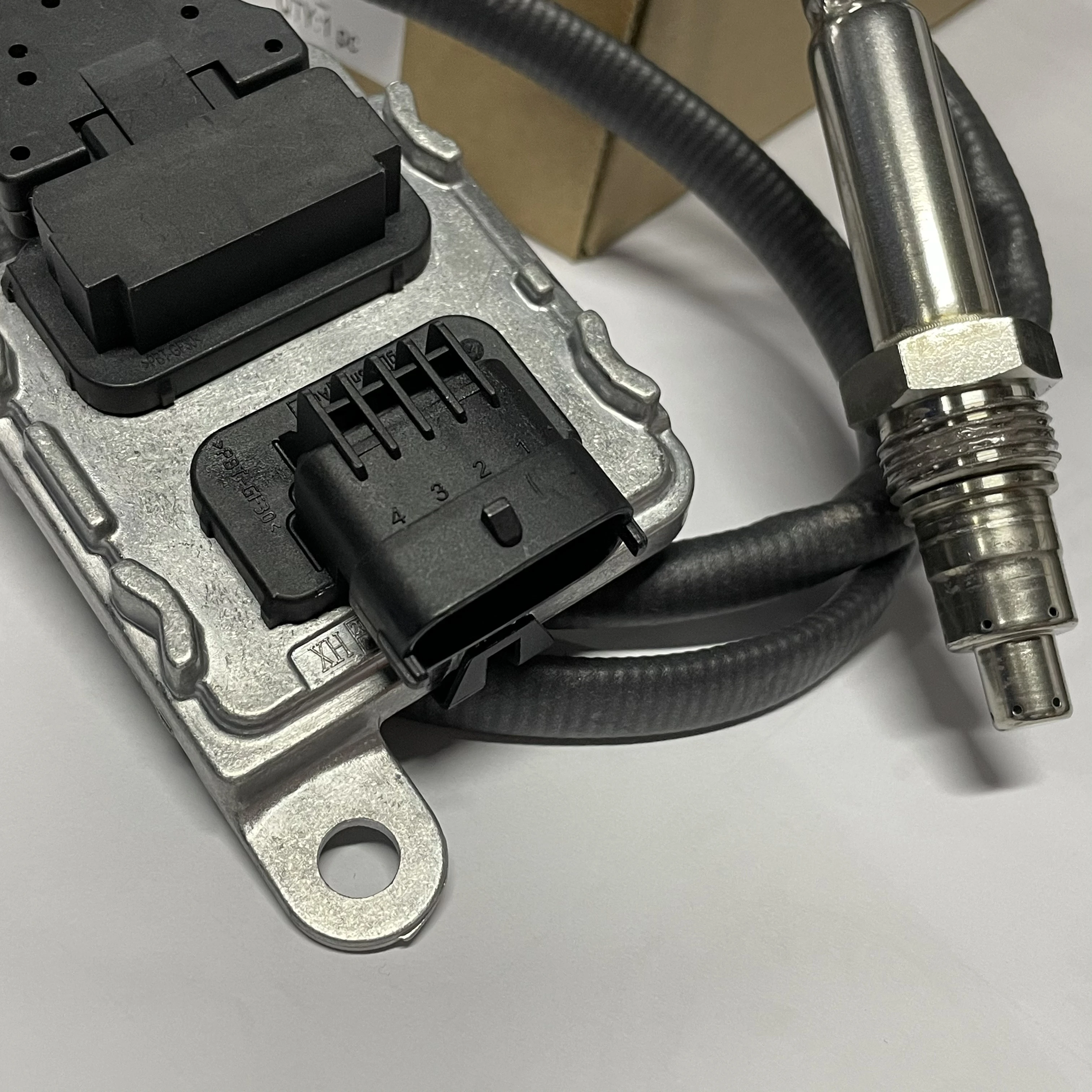 Nox Sensor Nitrogen Oxide Sensor 22303384 5wk97365 For Mack Volvo Truck ...