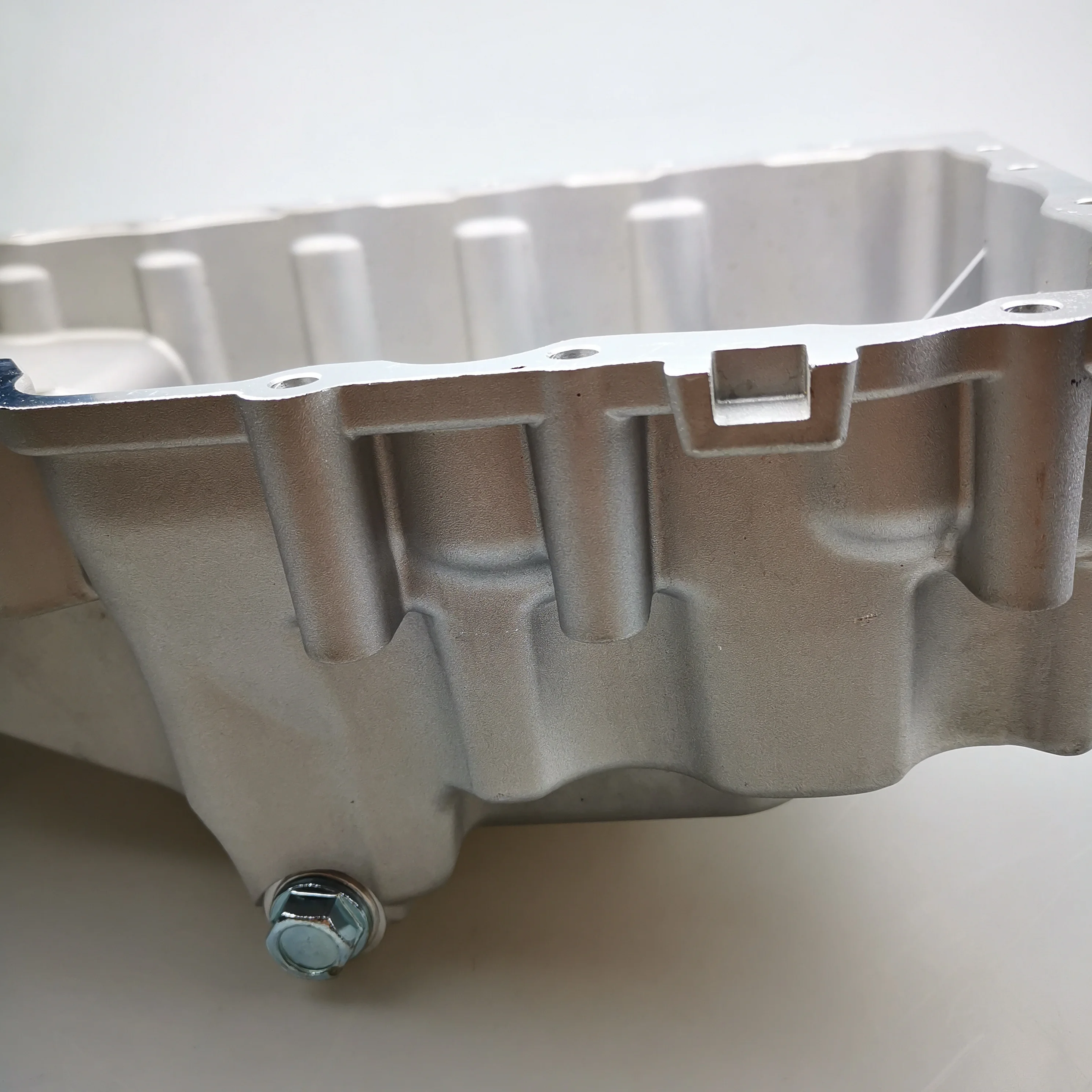 SAIC MAXUS G10 G20 Oil Pan Assembly - Reliable Performance