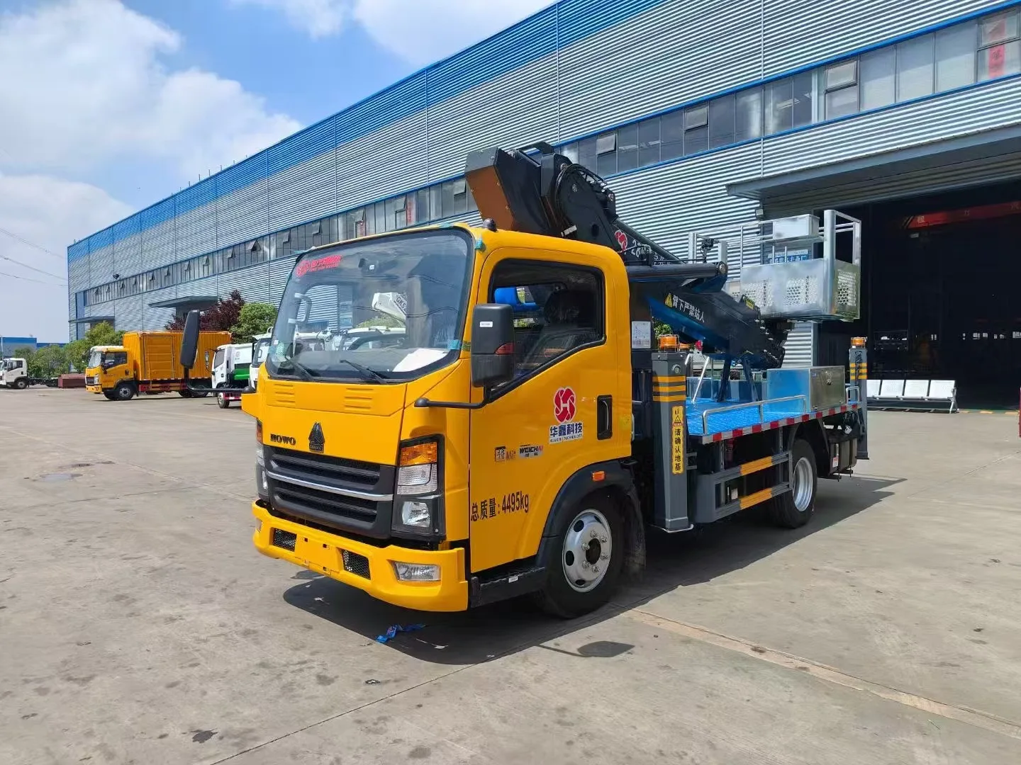Factory 21meter Howo Brand Aerial Operation Truck Customized LHD RHD ...