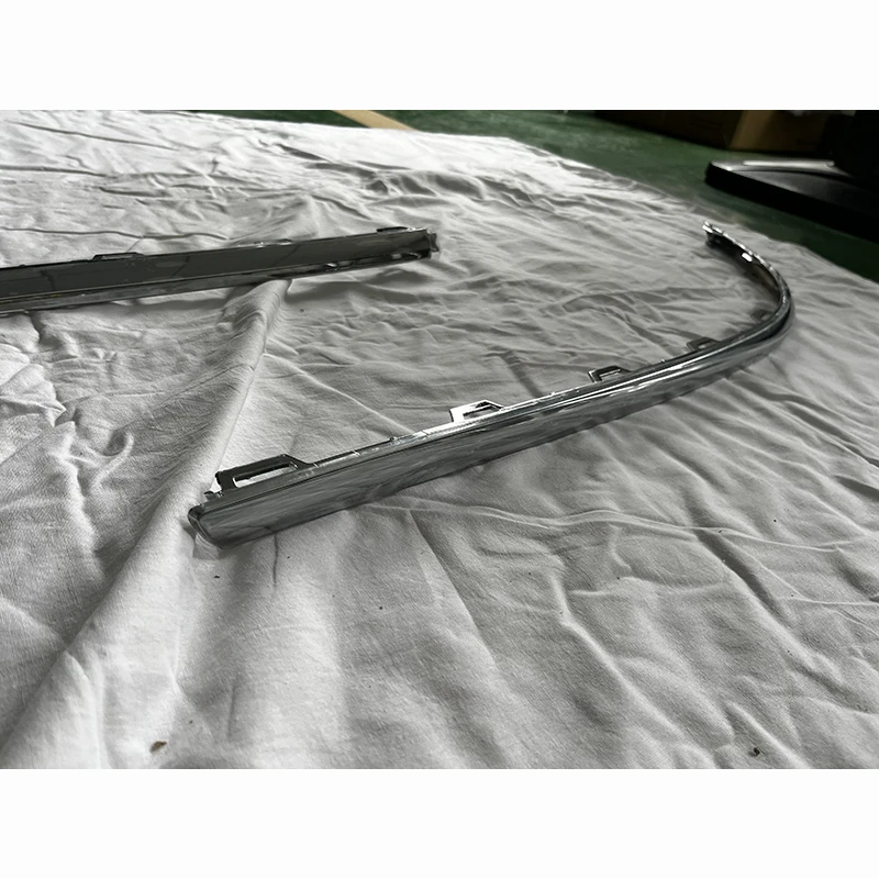 V.W帕萨特CC 2013 3C8807443B 3C8807459B 3C8807460B后保险杠中心铬条纹左图| Alibaba.com