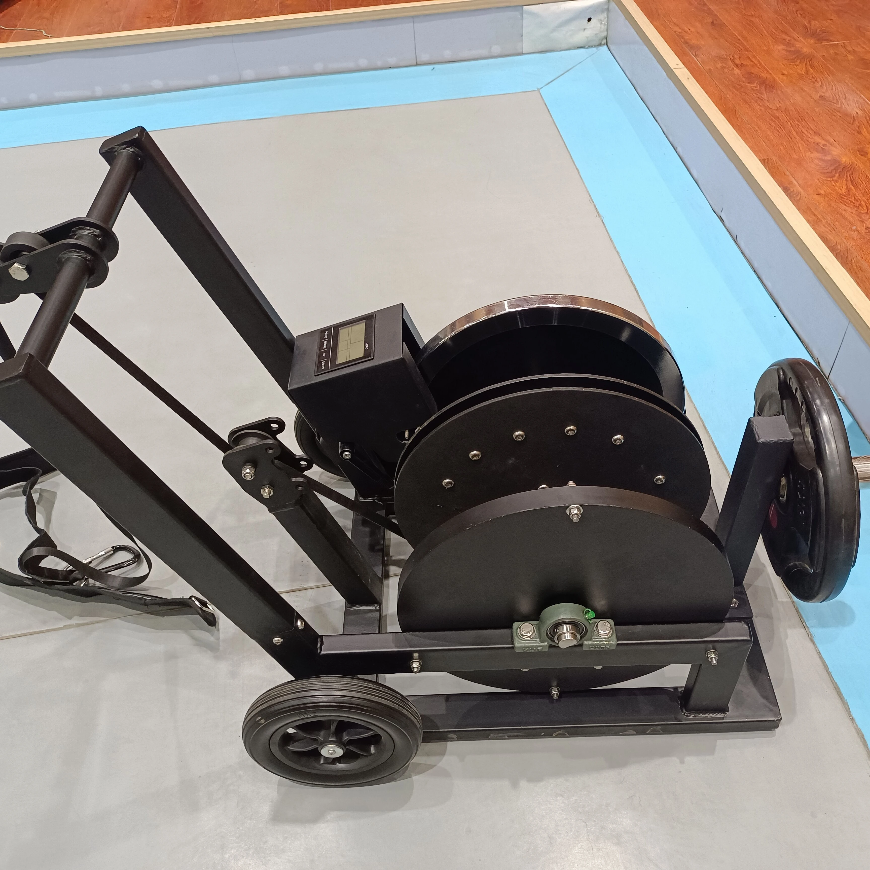 Bomber Trainer: Sprinting Resistance Trainer for Endurance, Strength ...