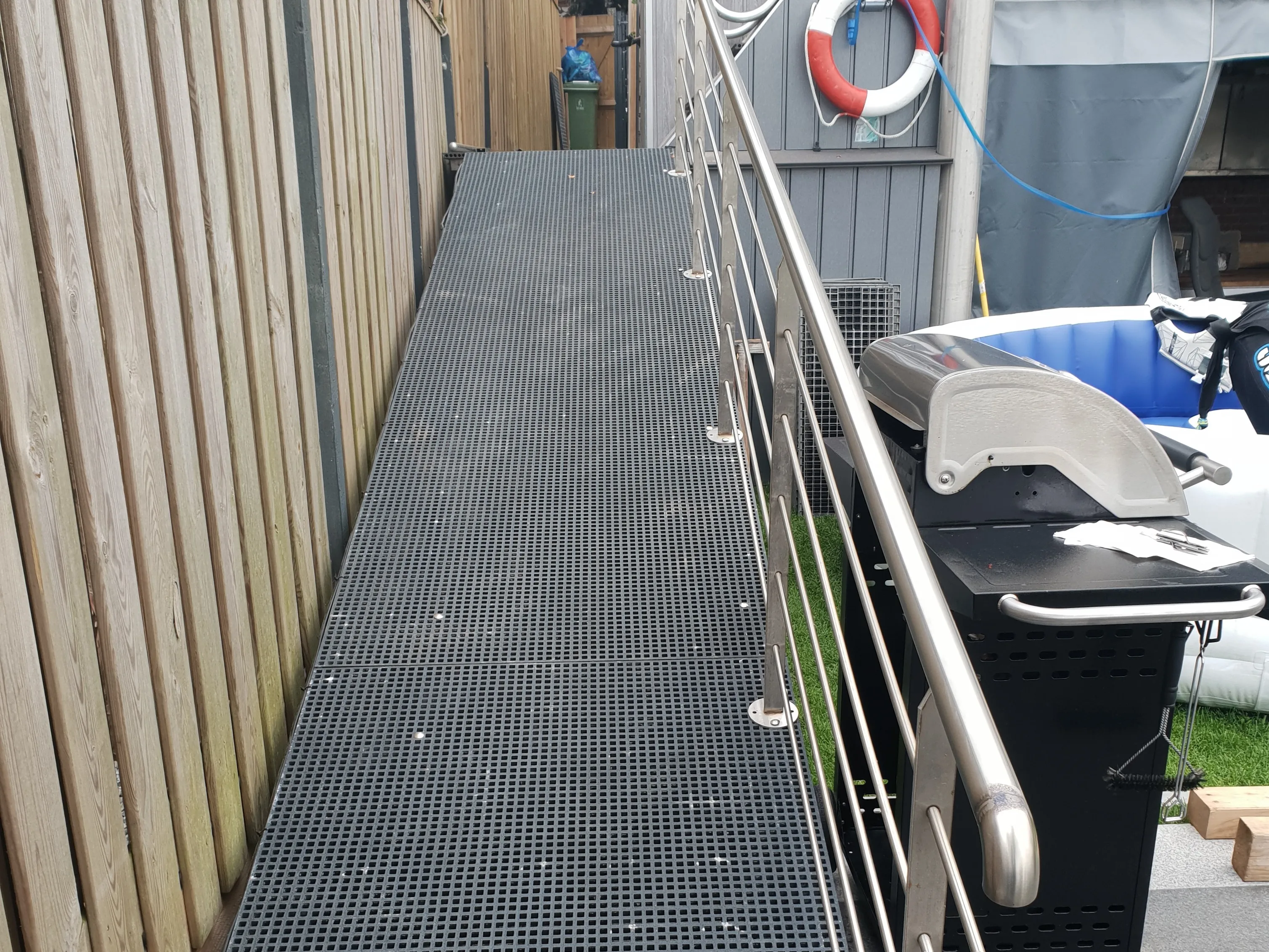 FRP Grating Mini Mesh - Durable, Anti-Slip Walkway Solutions