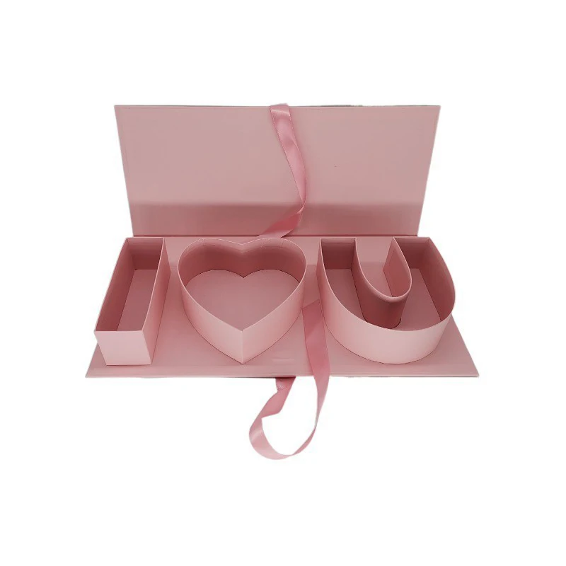 Customizable Valentine's Day Gift Boxes - Creative & Recyclable