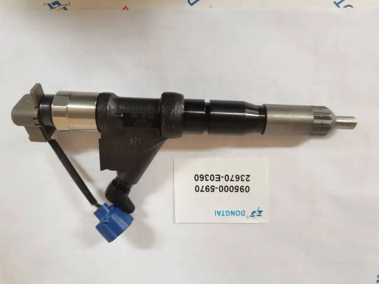 Diesel Fuel Engine Injector 23670-e0360 095000-5970 095000-5971 095000 ...