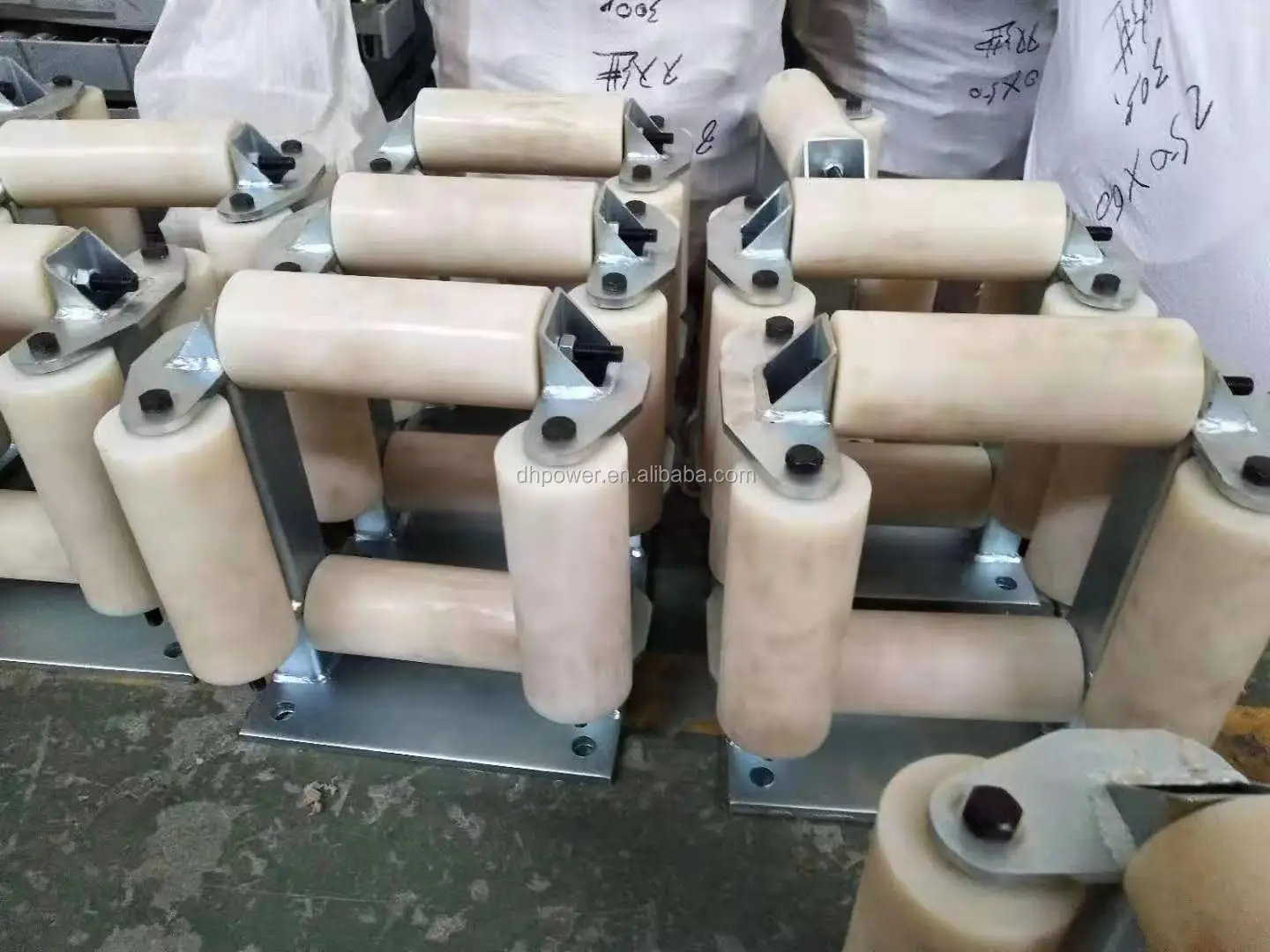 185mm Transmission Line Aluminum Rollers or Nylon Rollers Cable Pulling ...