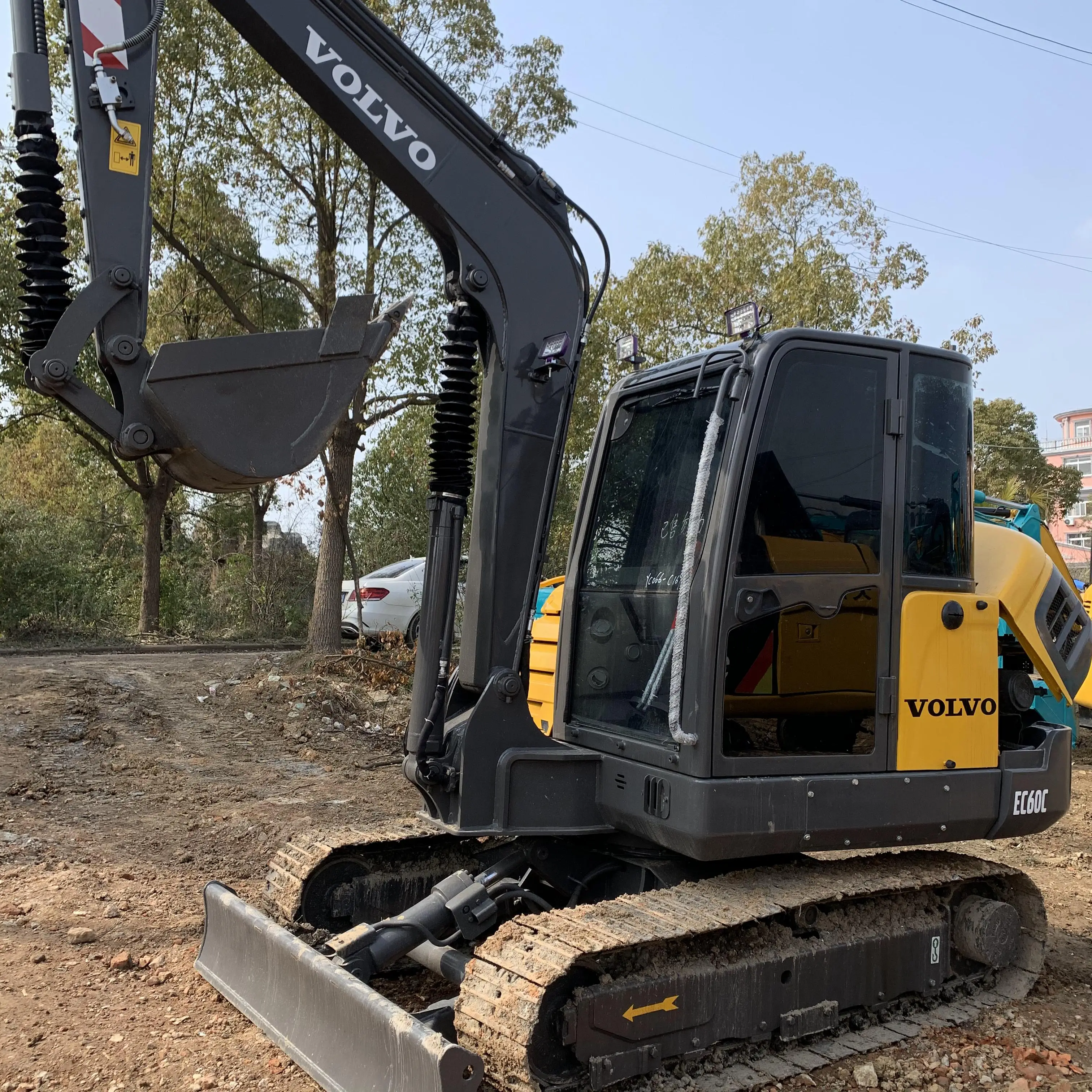 Original Korea Volvo Ec60c Used Excavator For Sale Ec60 Second Hand 6 ...