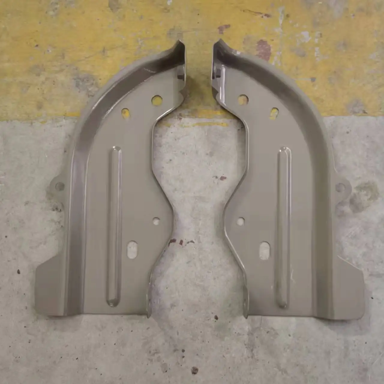 High Quality Tesla Fender Bracket 1100382-so-a/1100383-so-a For 2019 ...