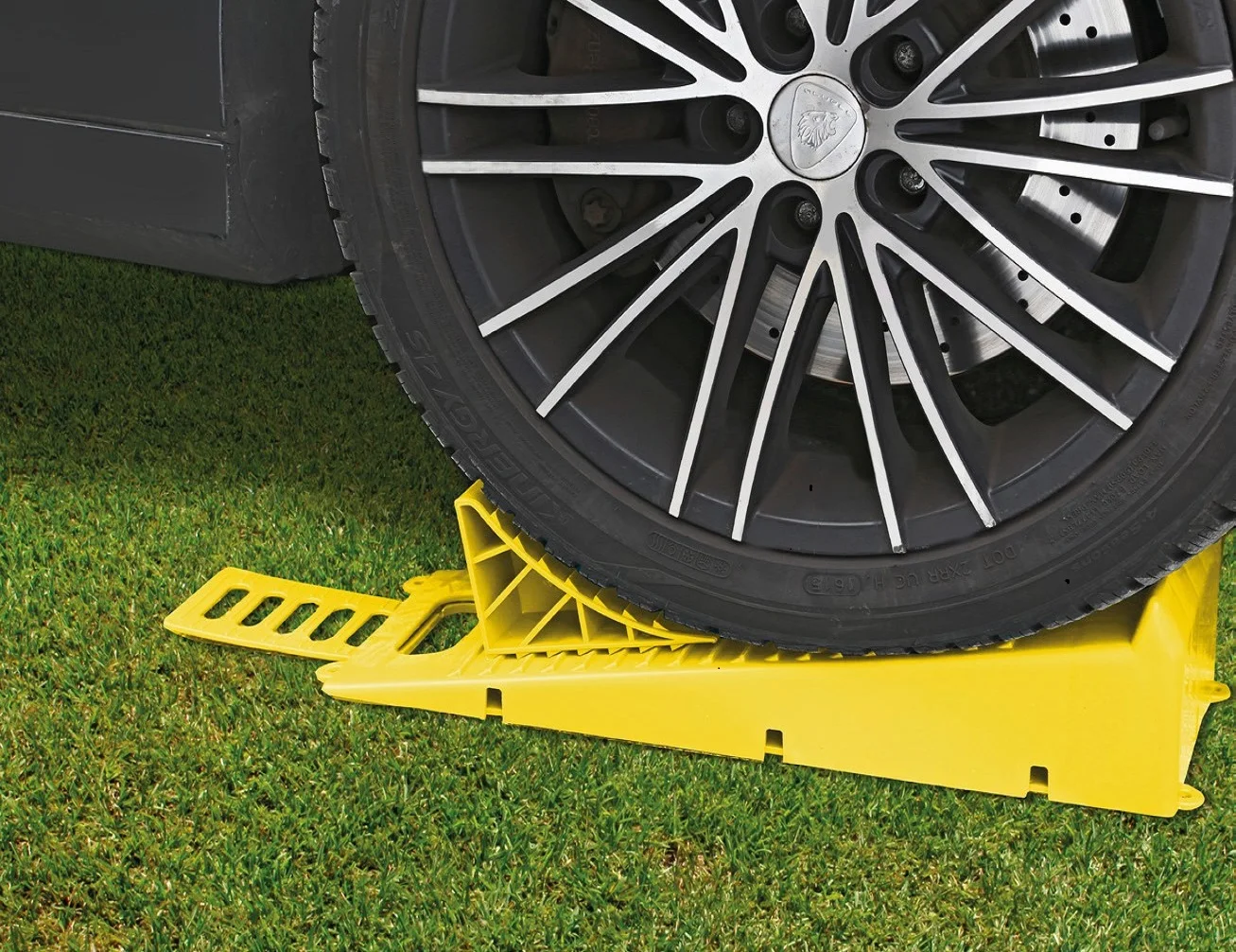 Caravan Wheel Leveling Ramp And Chock Kit Camper Trailer Motorhome ...