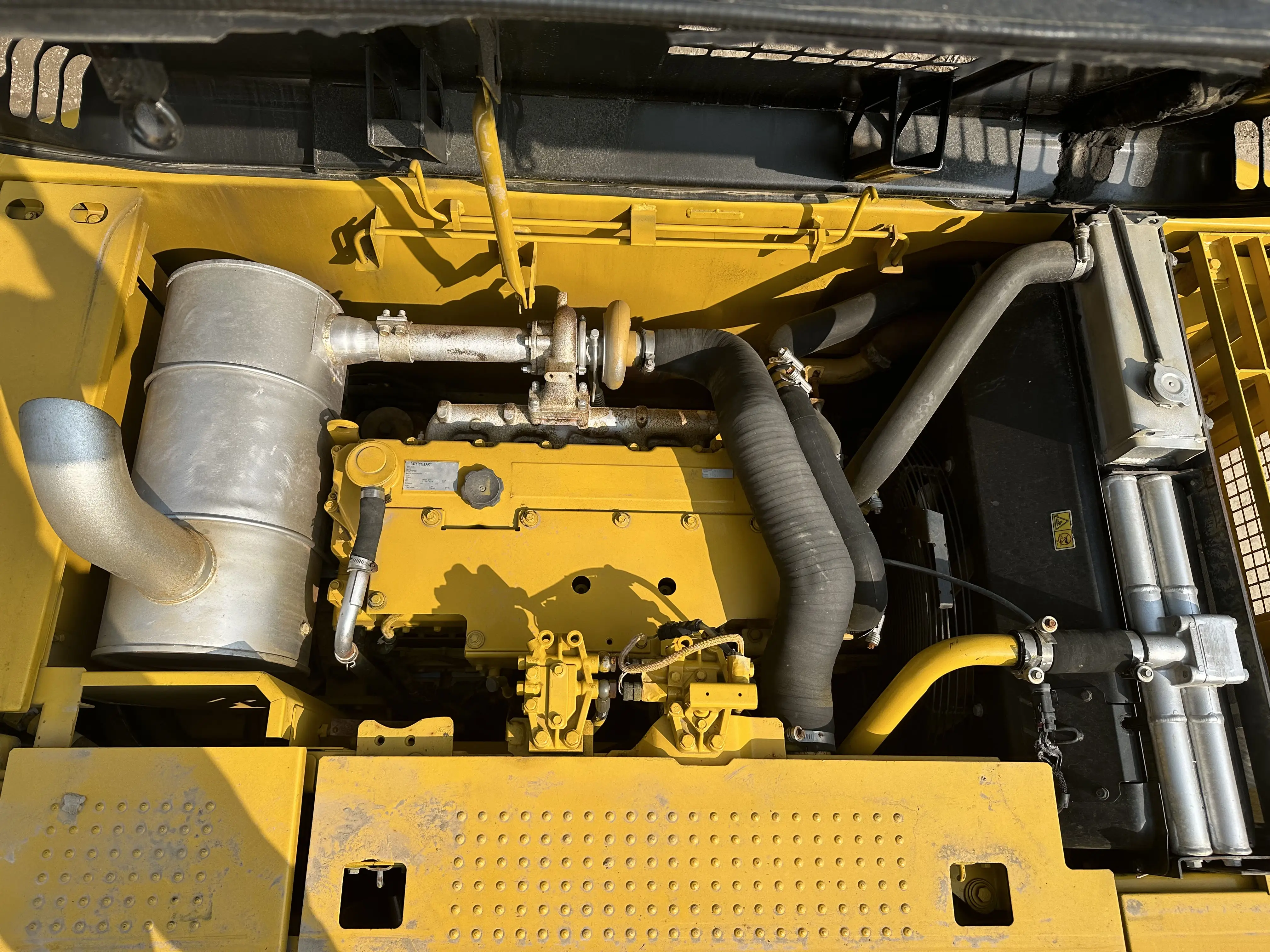 Used Caterpillar Cat 323 Excavator for Sale,Crawled Cat 320 323 340 ...