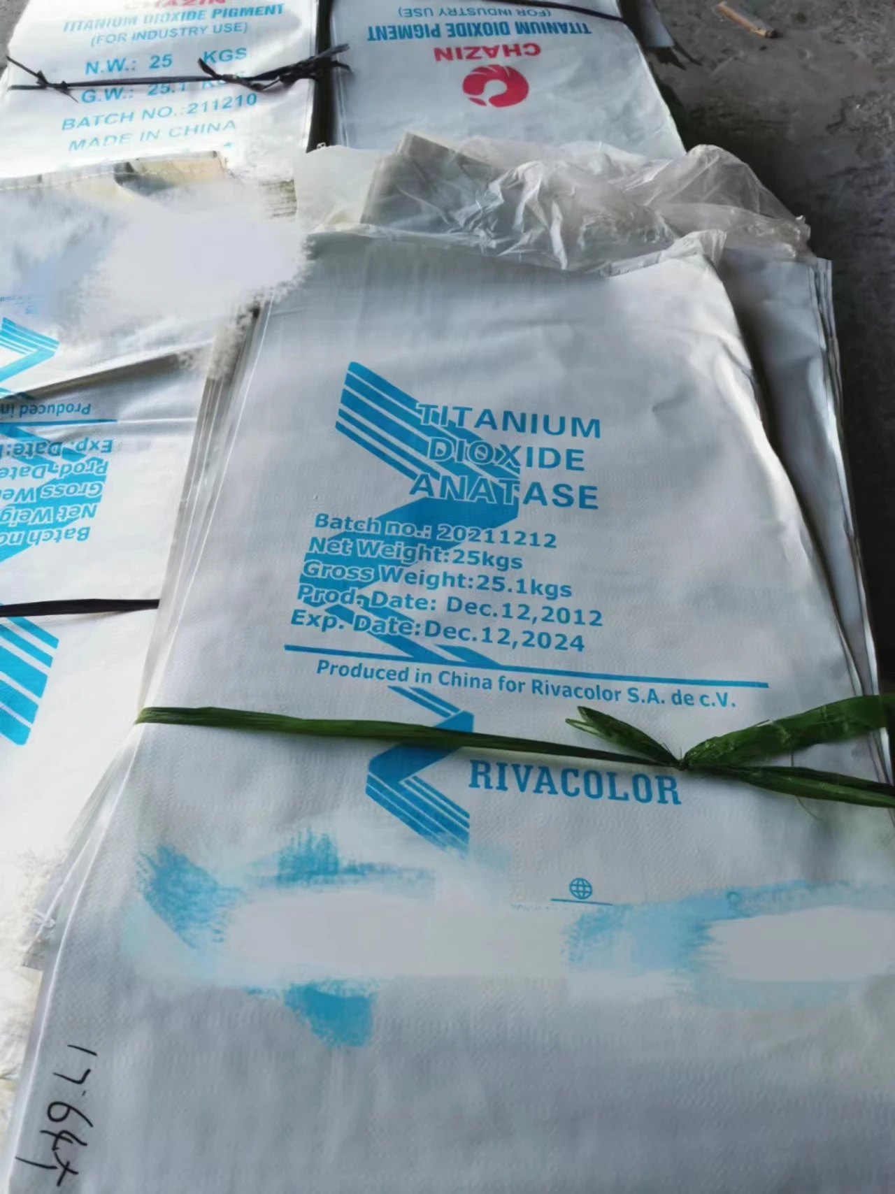 Tio2 Pigment Titanium Dioxide R-900 R902 R996 - Buy Titanium Dioxide ...