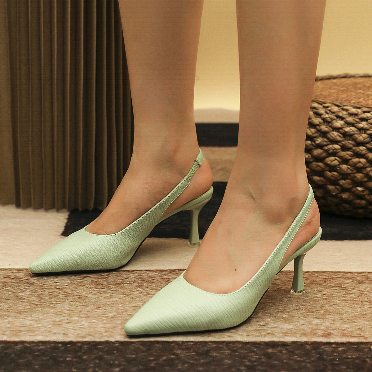 Comfortable Light Women Pumps Fashion Heel Pointed Toe Sandals Party ...