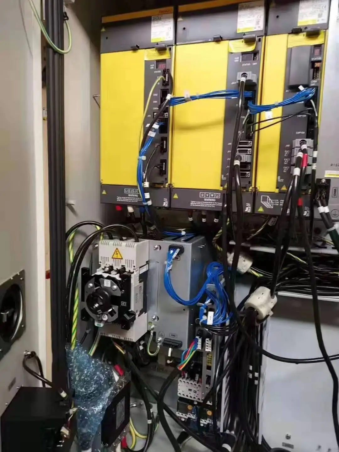 Japanese Second-Hand Original FANUC CNC Controller for Sale