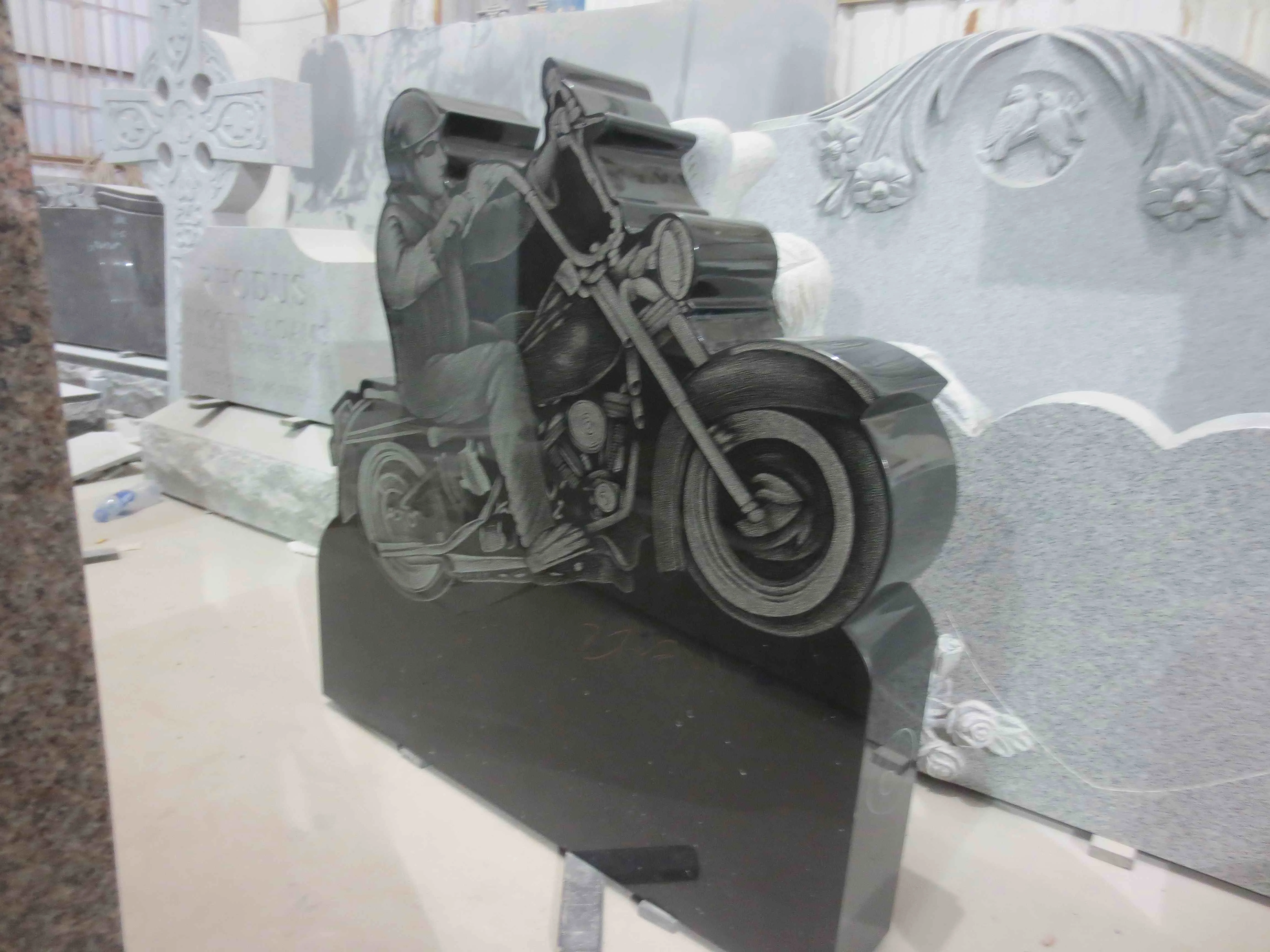 Custom Carved Grave Stone Headstones And Monuments Tombstones Heastone ...