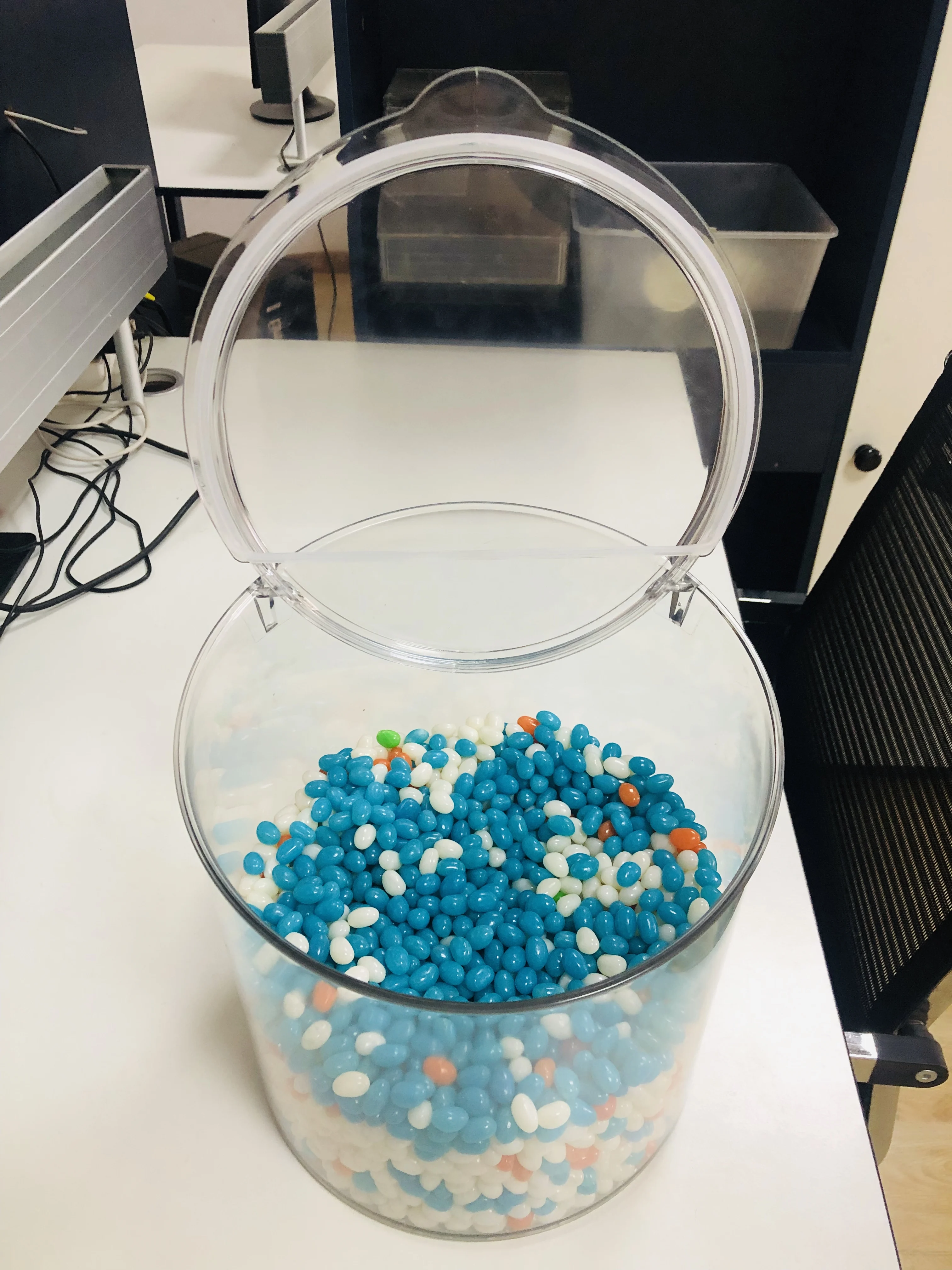 Ecobox Plastic Round Bulk Food Scoop Bin Transparent Airtight ...