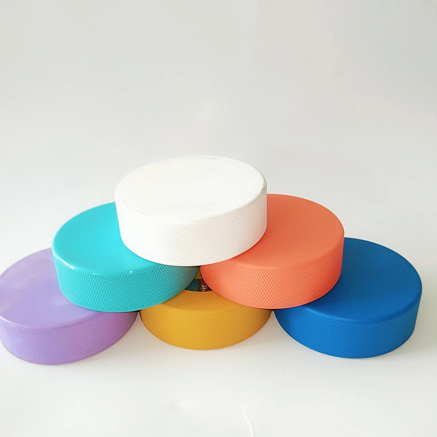 Colorful 75mm*25mm Custom Logo Rubber Puck Hockey - Waytop
